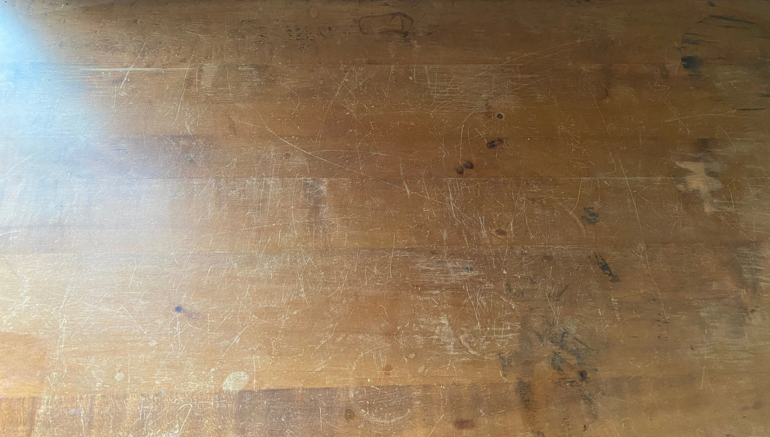How To Refurbish Scratched Wood: Simple Recipe For Getting Rid Of ...