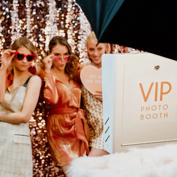 VIP PHOTO BOOTH