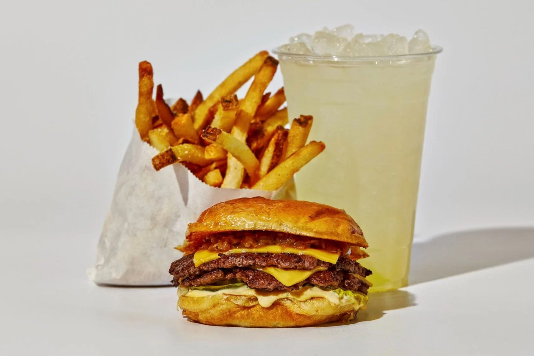Washington, D.C.'s Best Crispy Chicken + Smash Burgers — Swizzler ...