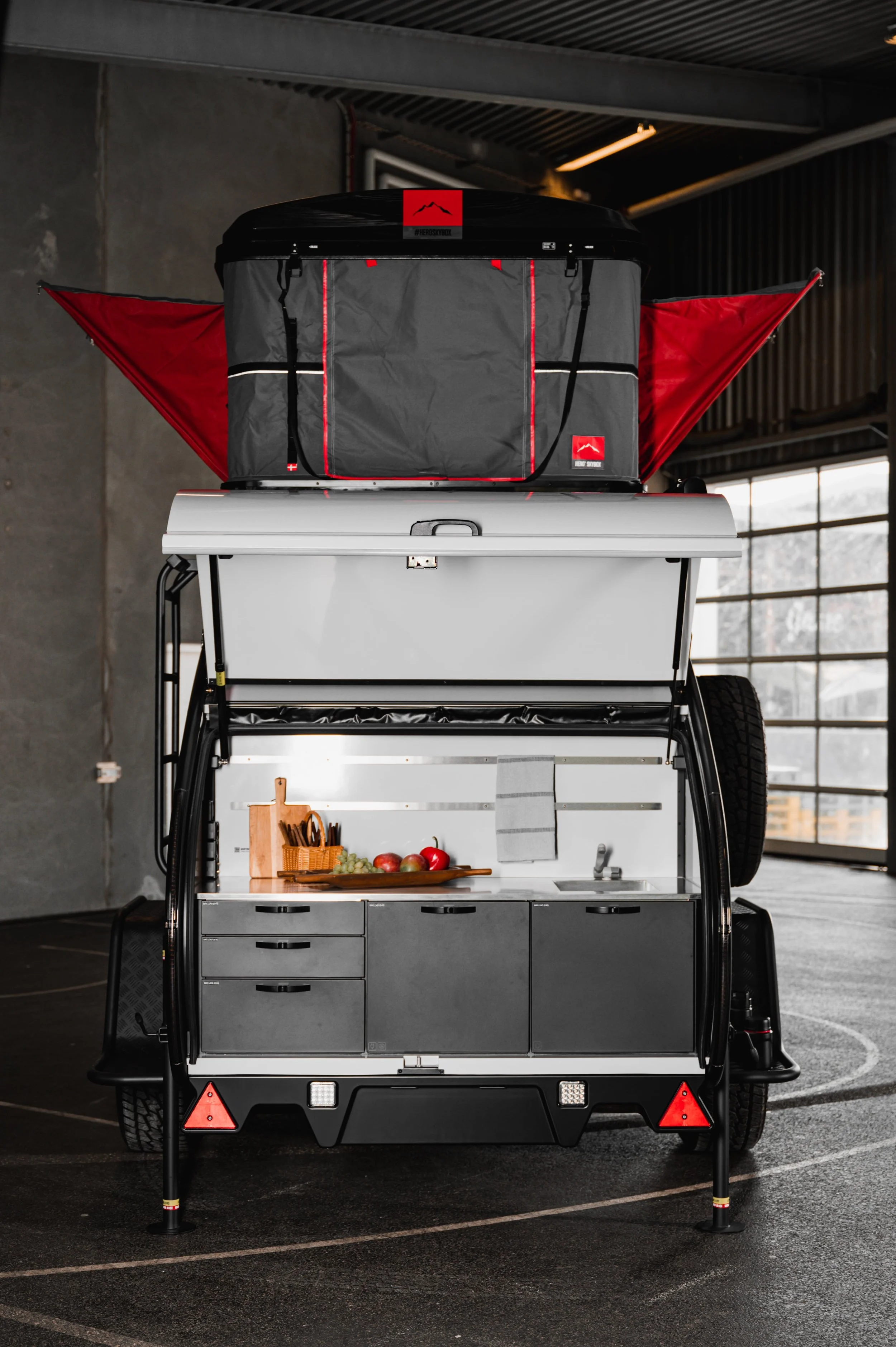 Markedets råeste friluftscamper — Hero Camper