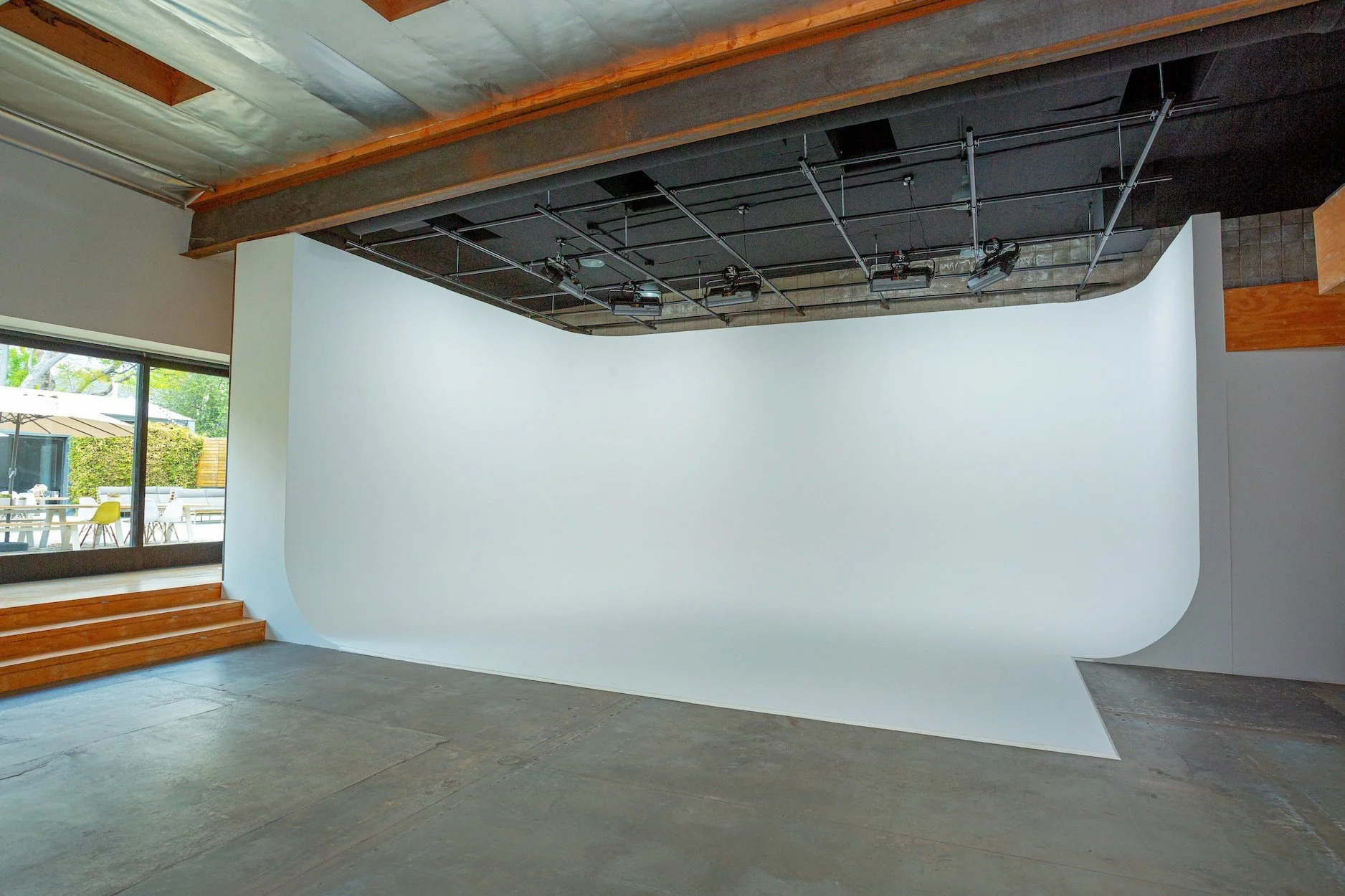 Studio — Conscious Minds