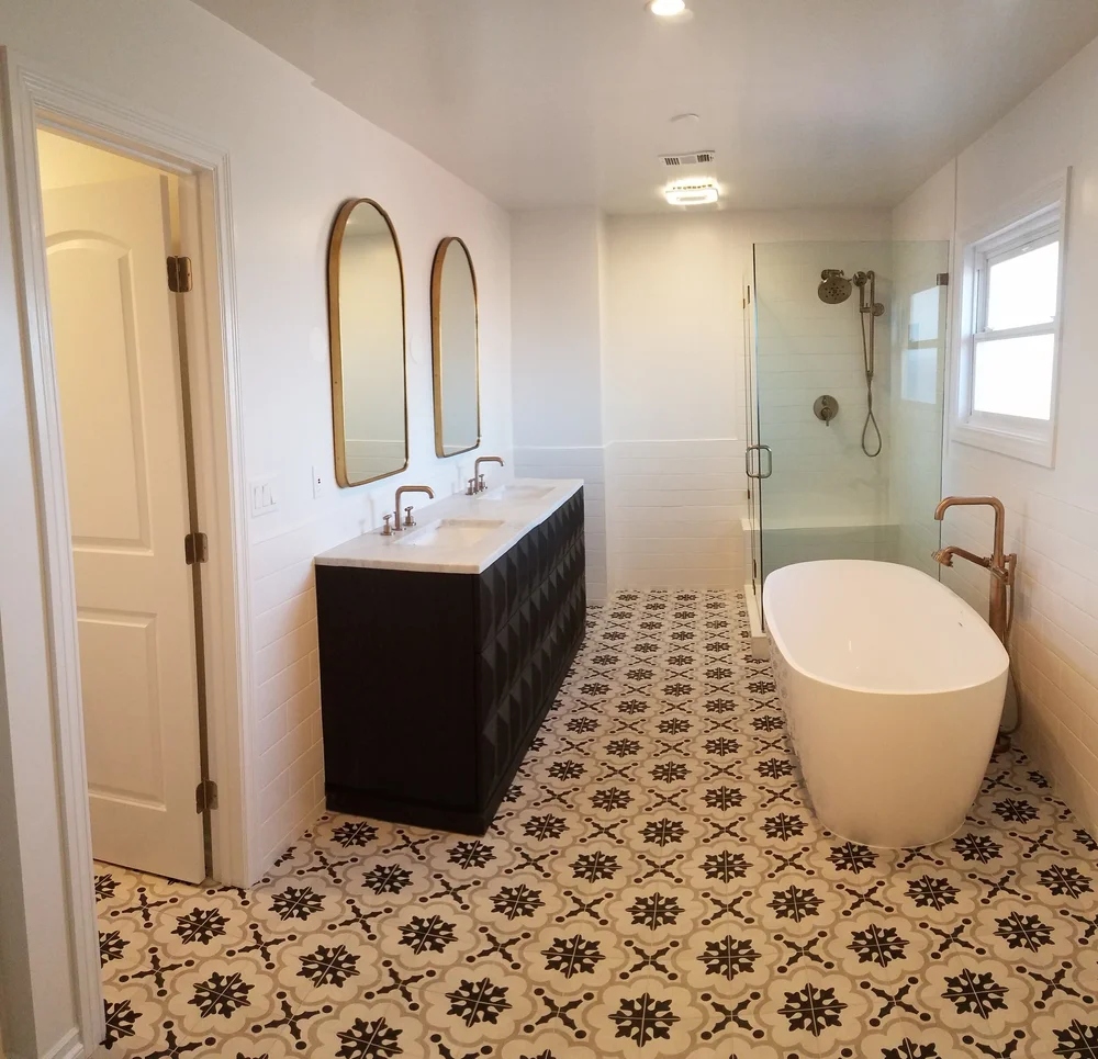 Residential + Multi-Family Portfolio — MDQ Custom Construction, Inc.