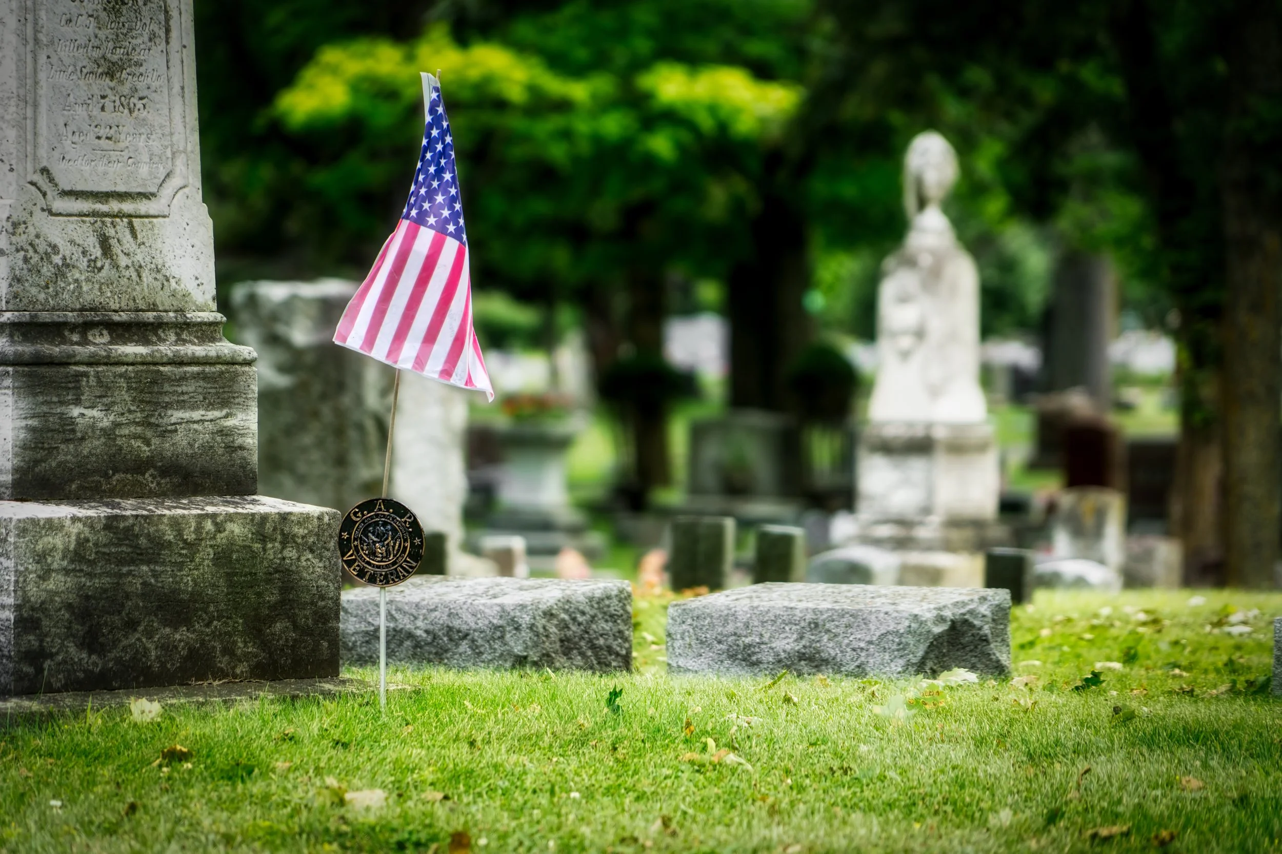 Burial Options — Martin Oaks Cemetery & Crematory