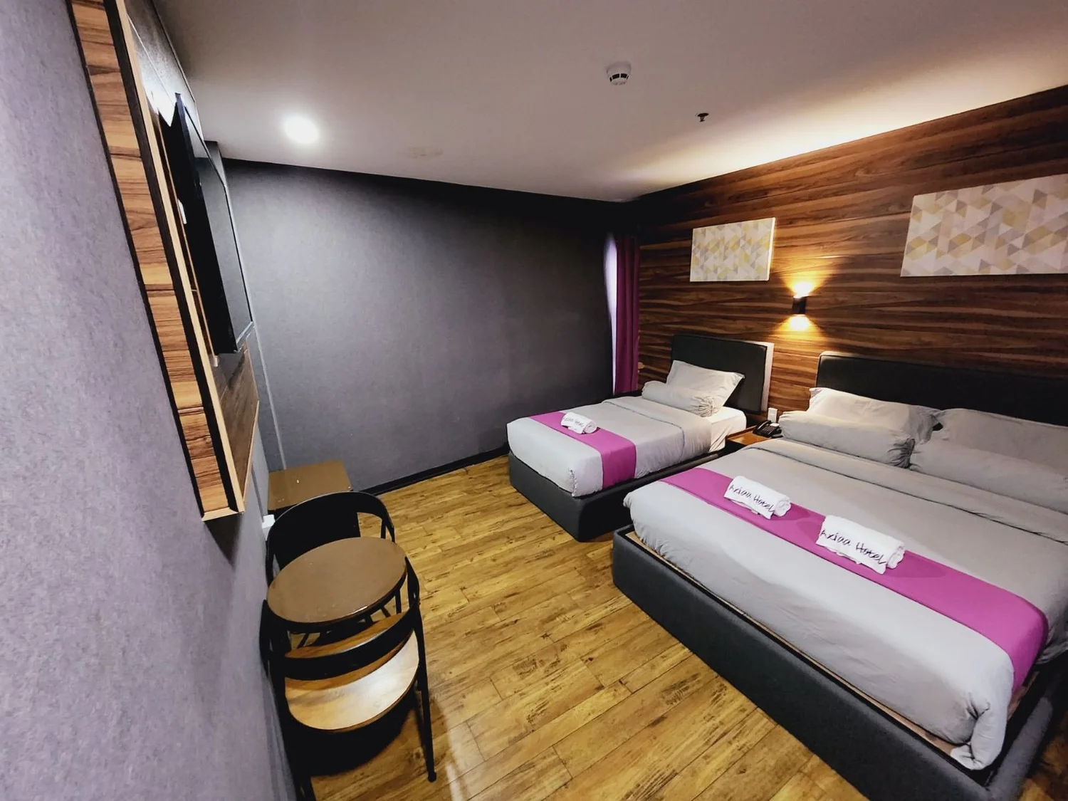Hotel in Quezon City near SM North EDSA | Axiaa Hotel