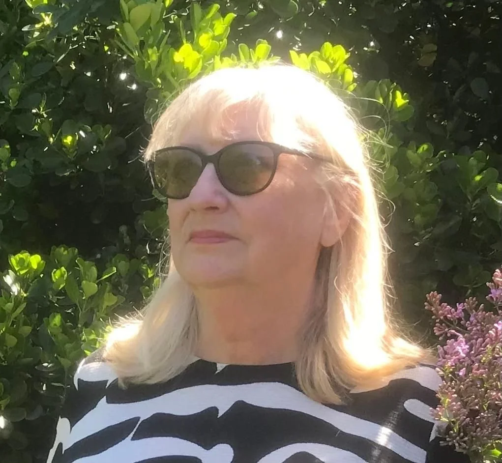 Dotti Le Sage - artist — Tyger Gallery