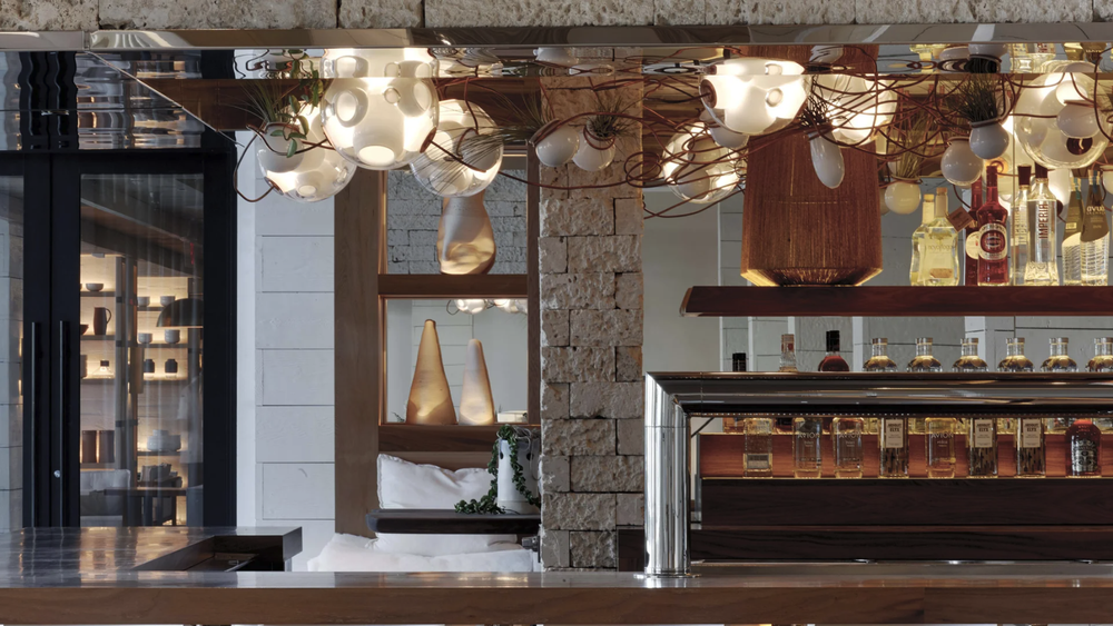 The Top 7 Hotel Lobby Bars in Miami Beach That Set the Tone ...
