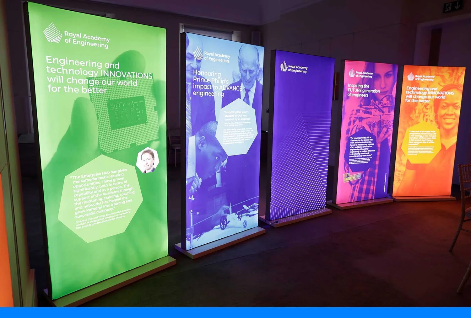 LED Pop up Banners — Totum