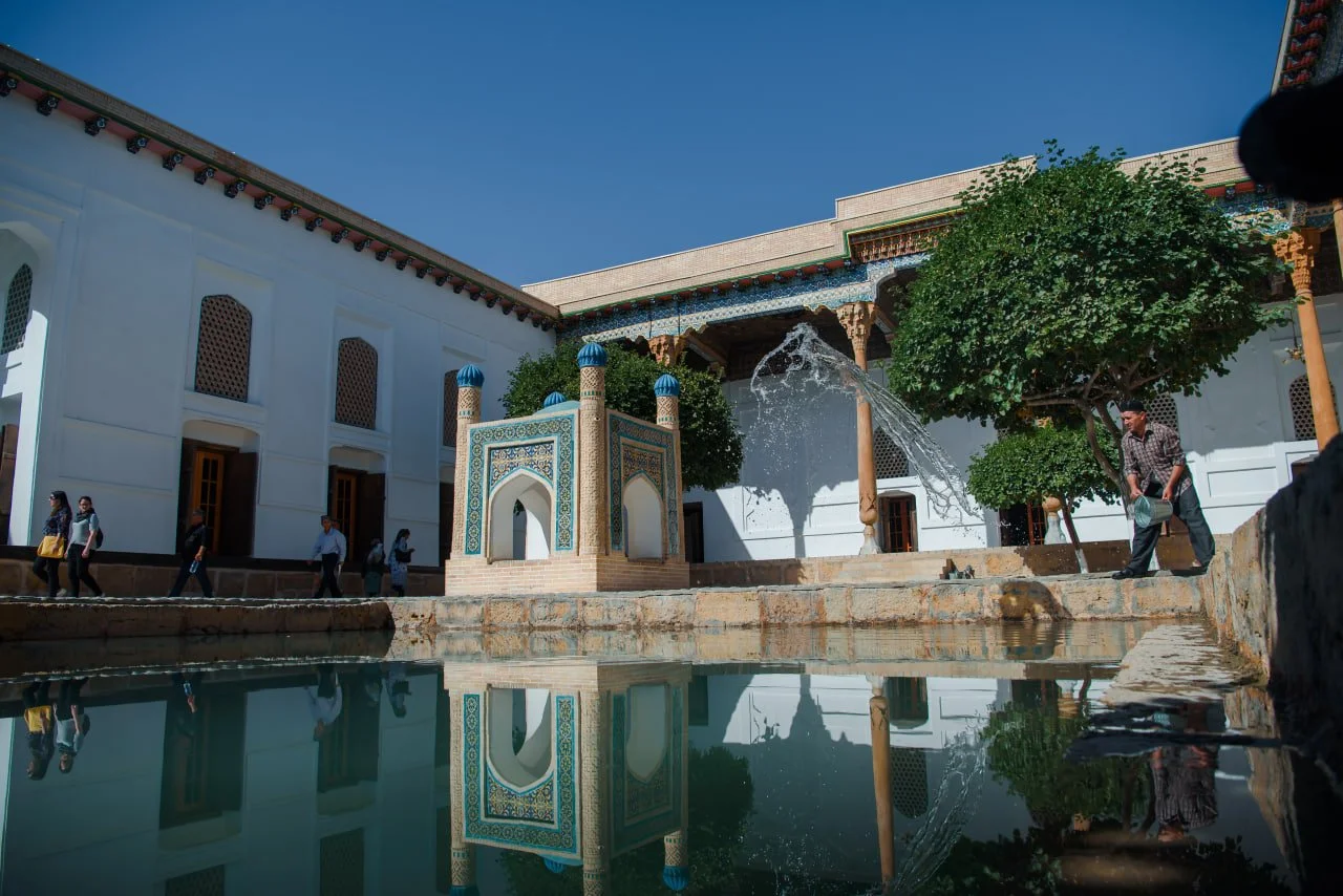 Uzbek structures — Visit Uzbekistan