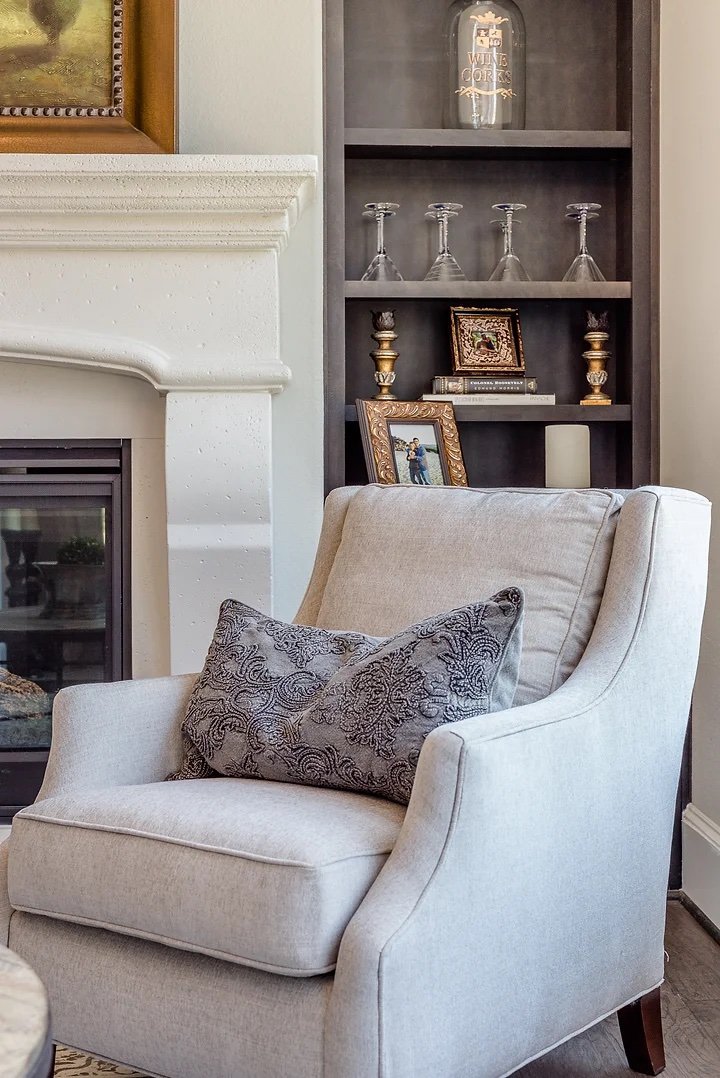 Everything You Need to Know About Throw Pillows — The Design Source