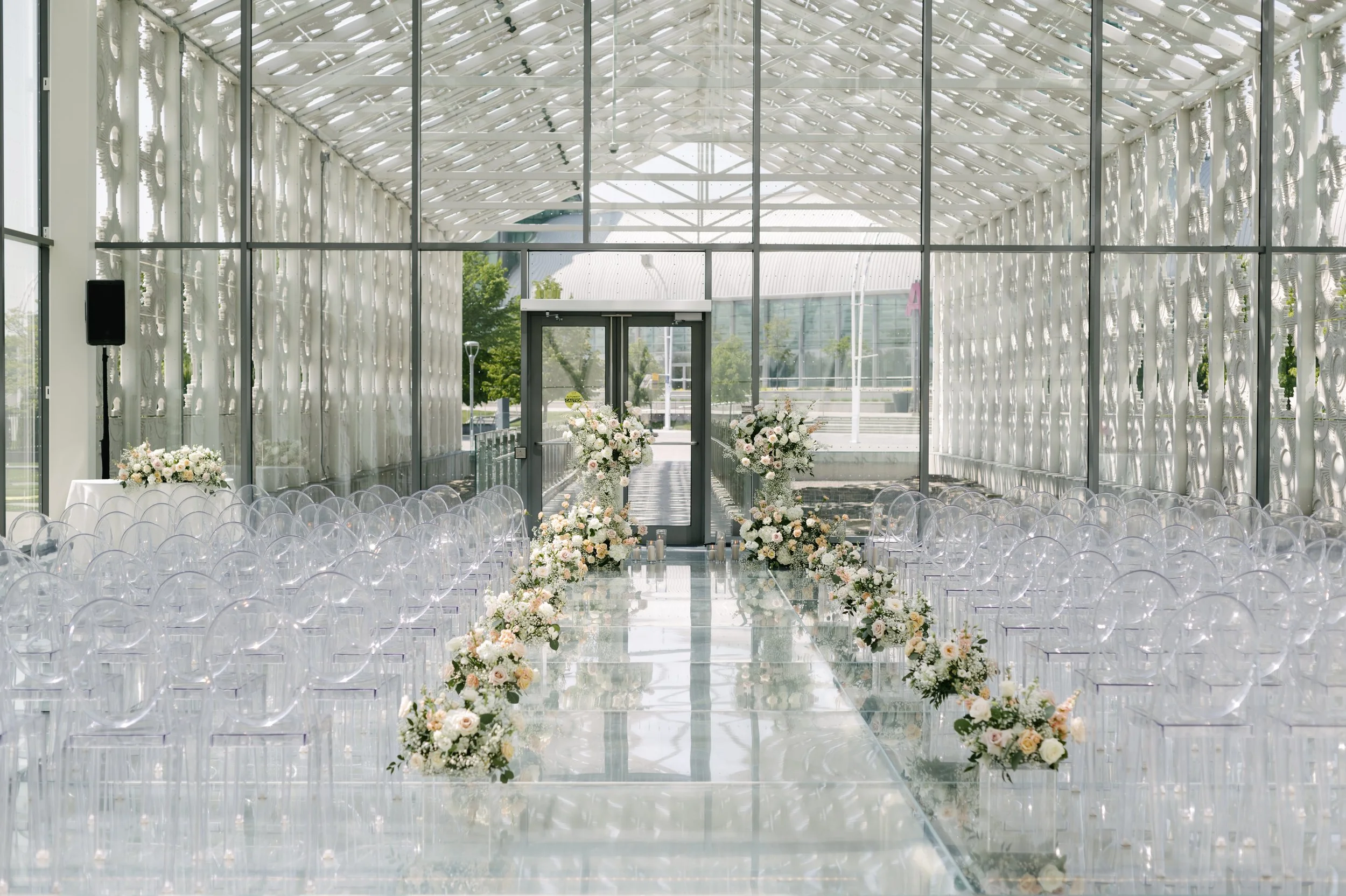 Minimalist and Modern Wedding — Delight Floral Design