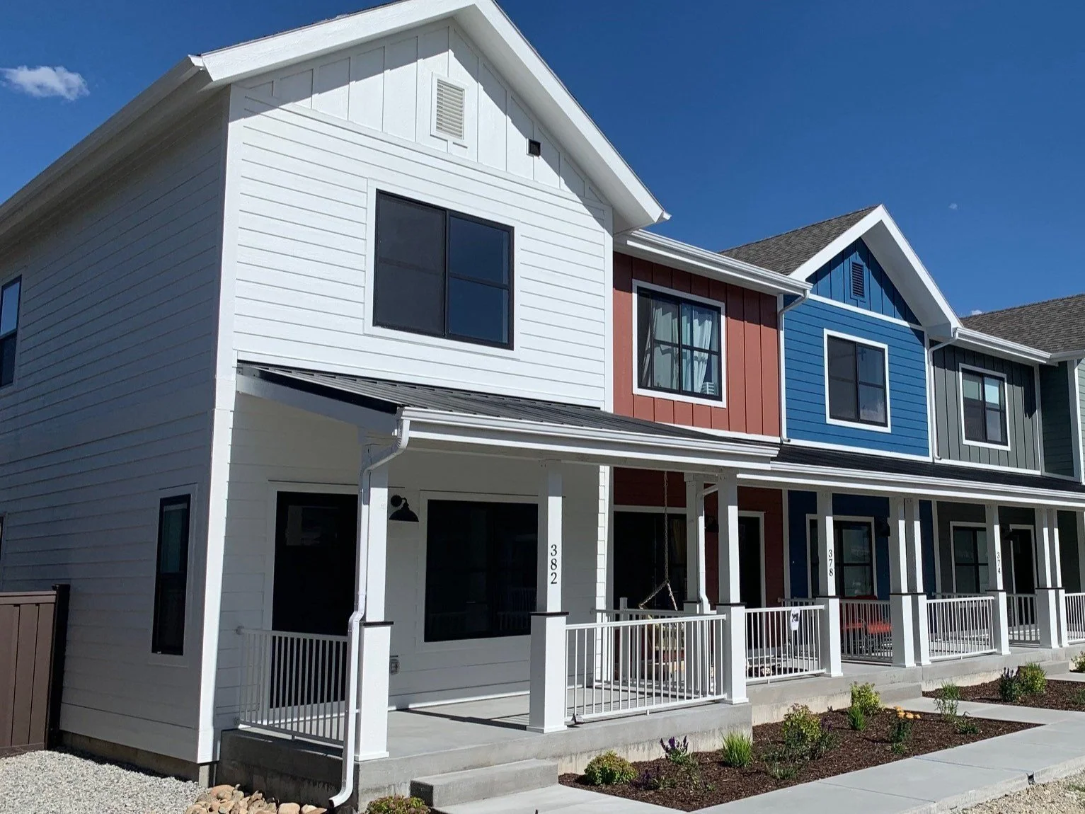 Single Family Homes — Fading West