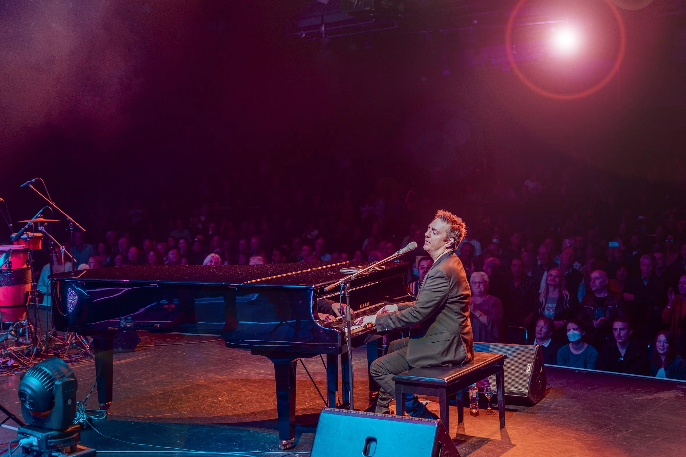 THE PIANO MEN