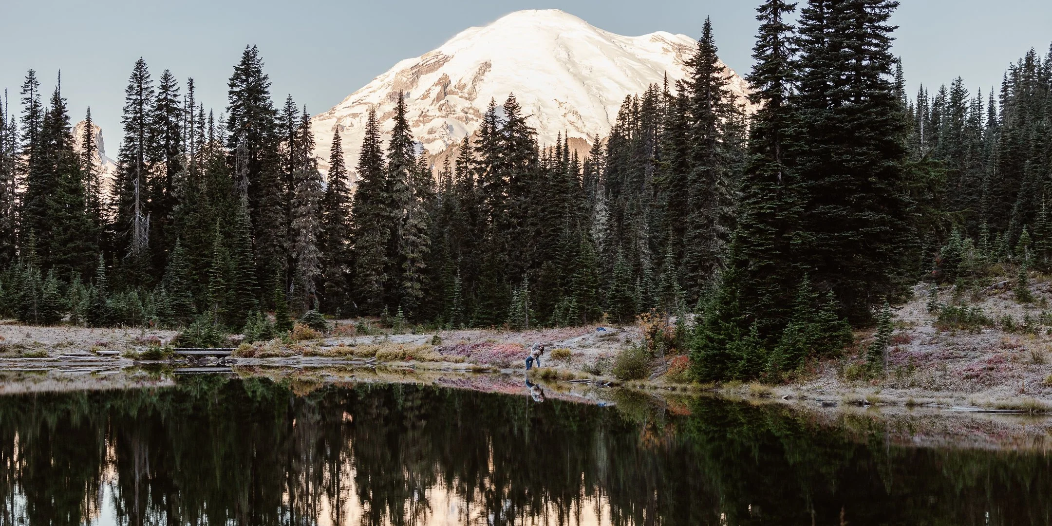 Fall Mount Rainier Engagement Photos at Tipsoo Lake