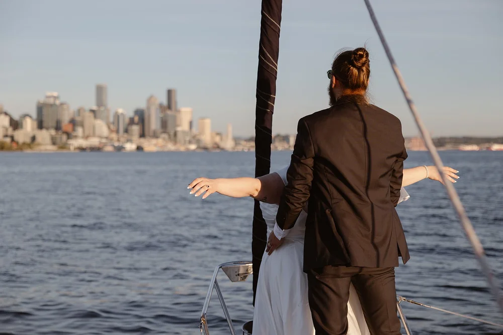Tying the Knot with a Splash: Seattle Boat Wedding Guide