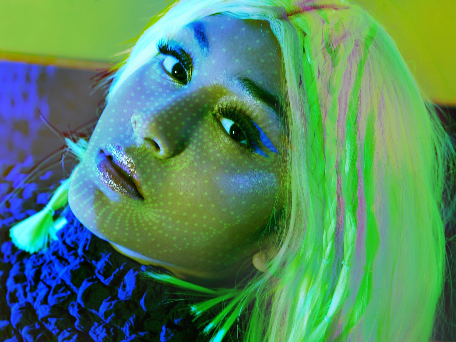 Proteus Effect Editorial — Polyester