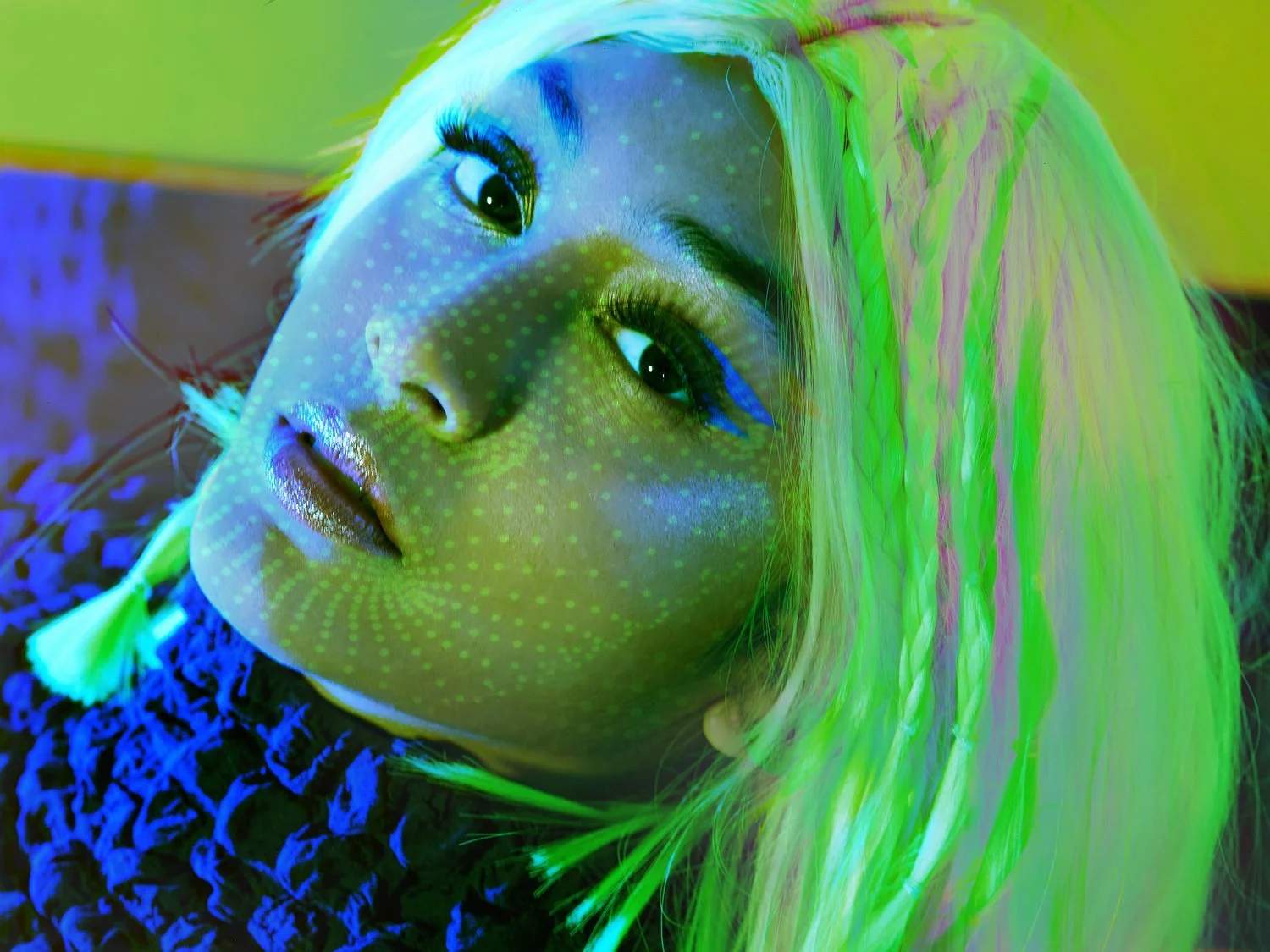 Proteus Effect Editorial — Polyester