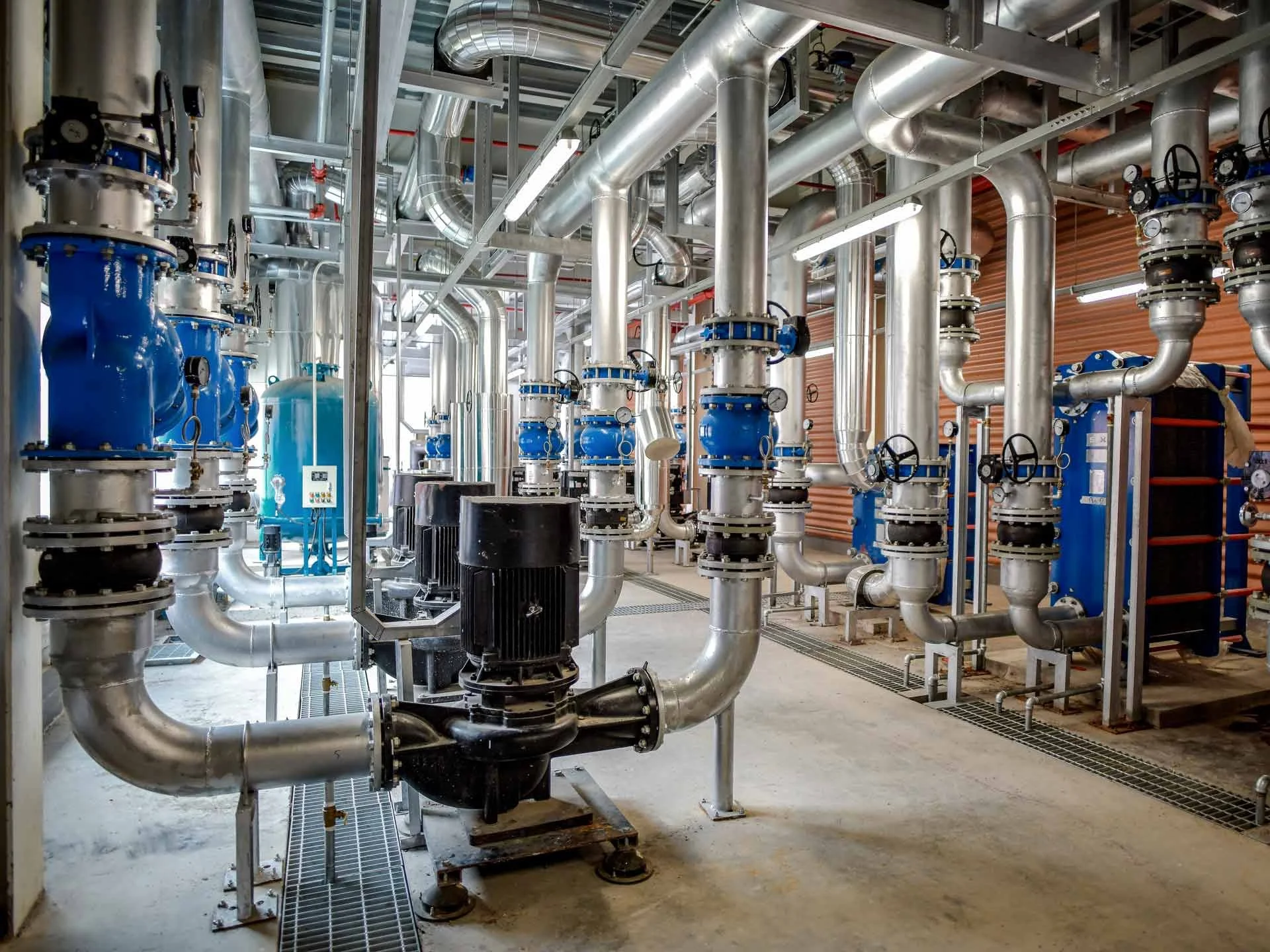 INDUSTRIAL SOLUTIONS — Squarehead Technology