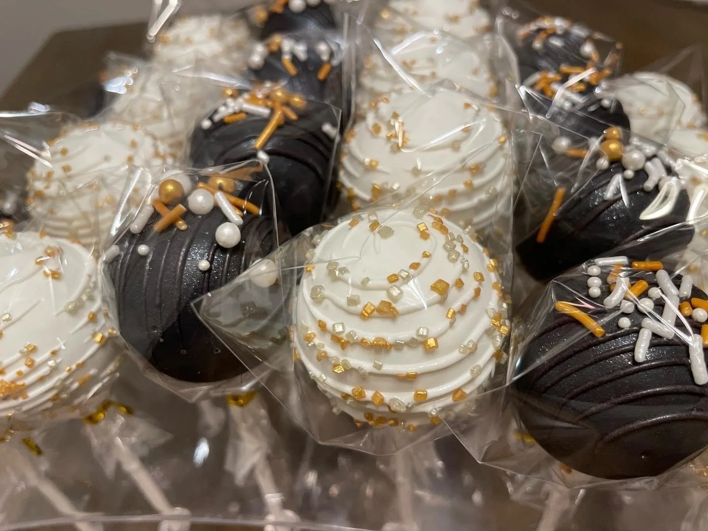 Order Now - Cake Pops, Cinnamon Rolls, Breads... — LSJ Creations Cake ...