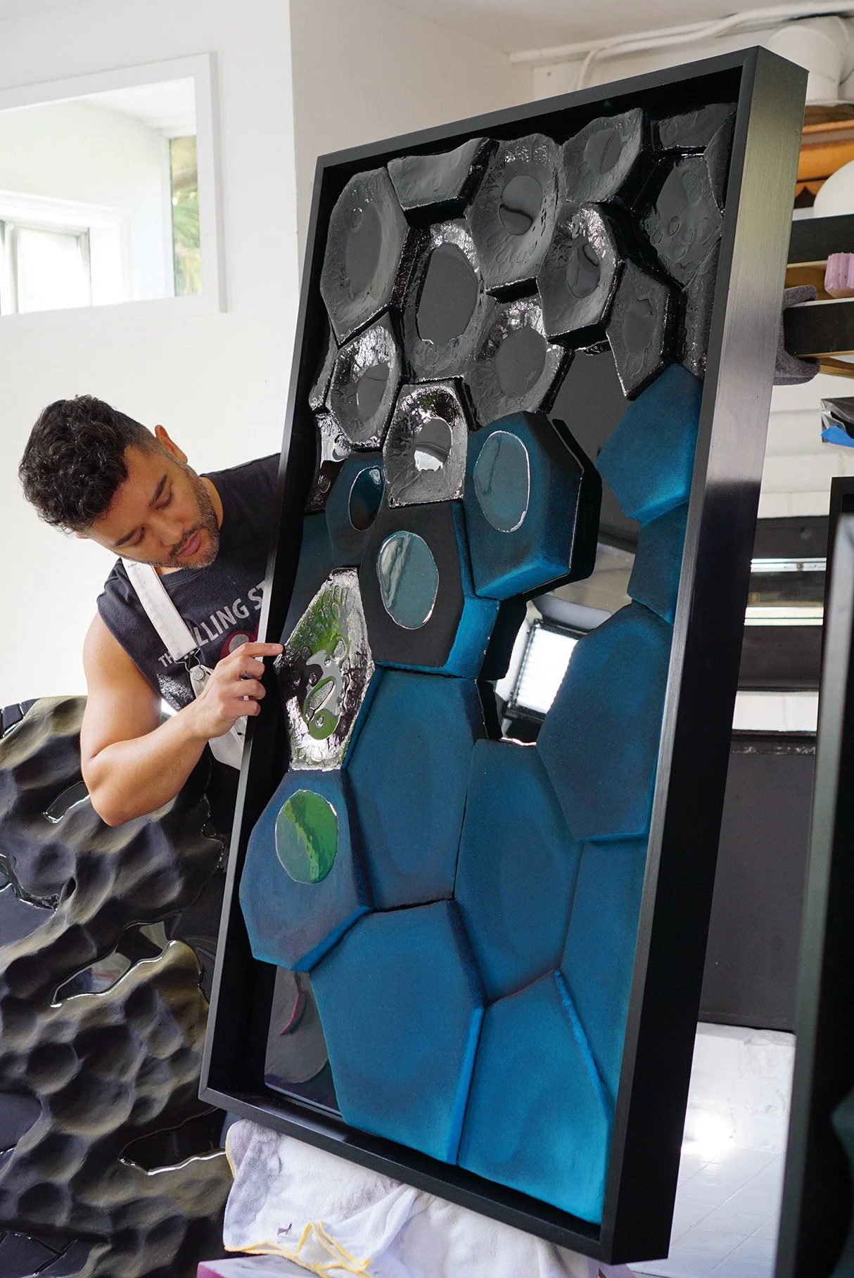 Abstract texture artist based out of California