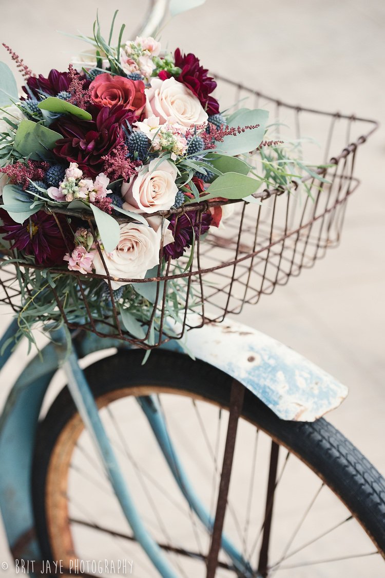 Nashville & Cincinnati Wedding Photographer