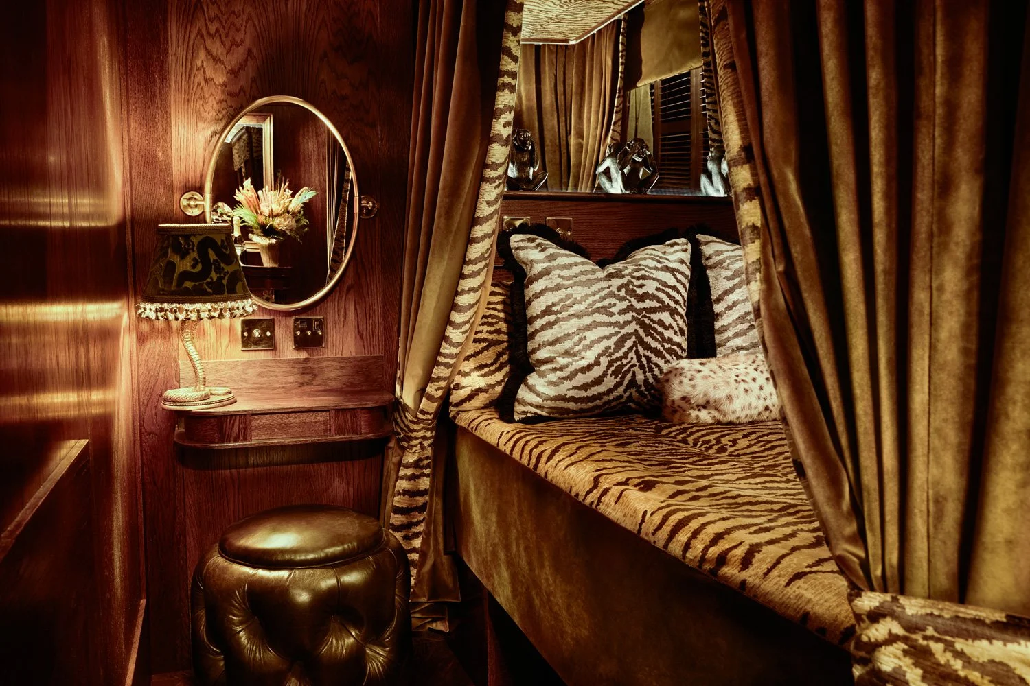 Rooms & Suites | House of Gods Glasgow — House of Gods