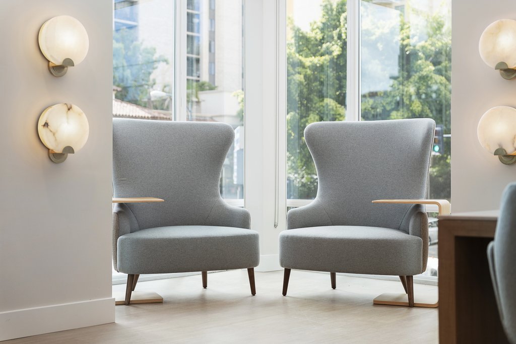 Vantage Point Apartments — Design Identity