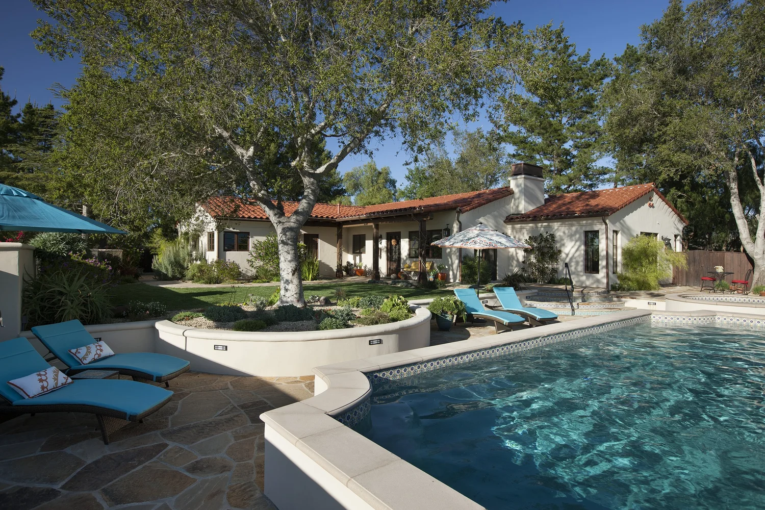 Residential Contemporary + Traditional Architectural Design — Pacific ...
