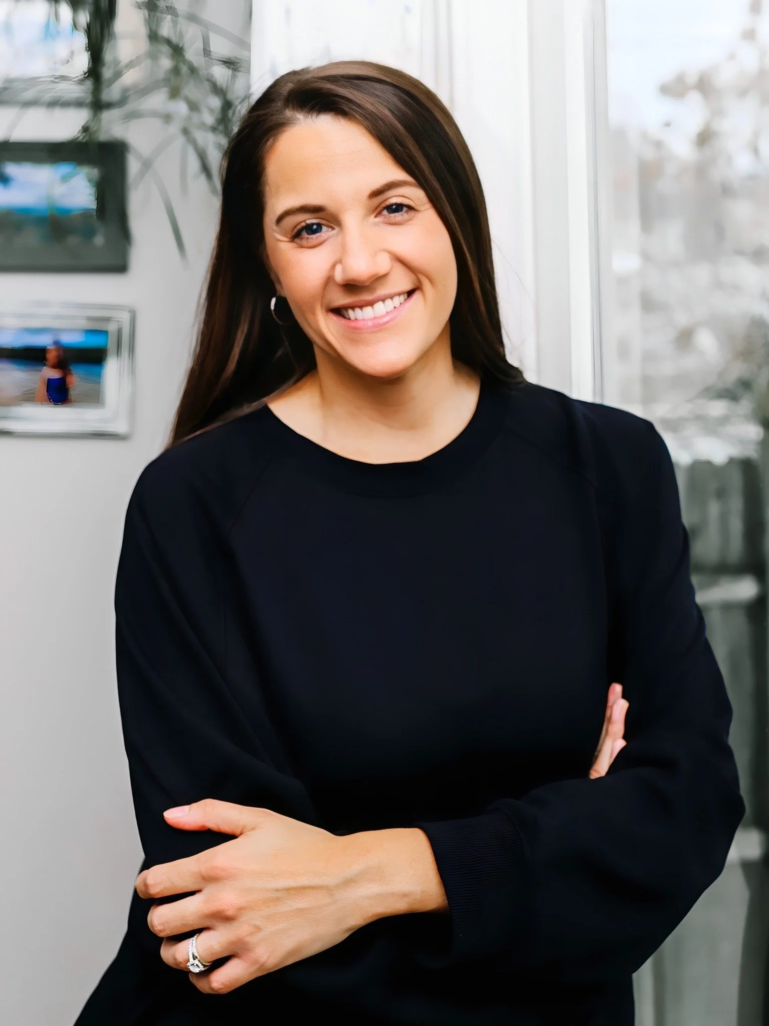 Nicole Gonzalez | Life Coach, Author, Speaker