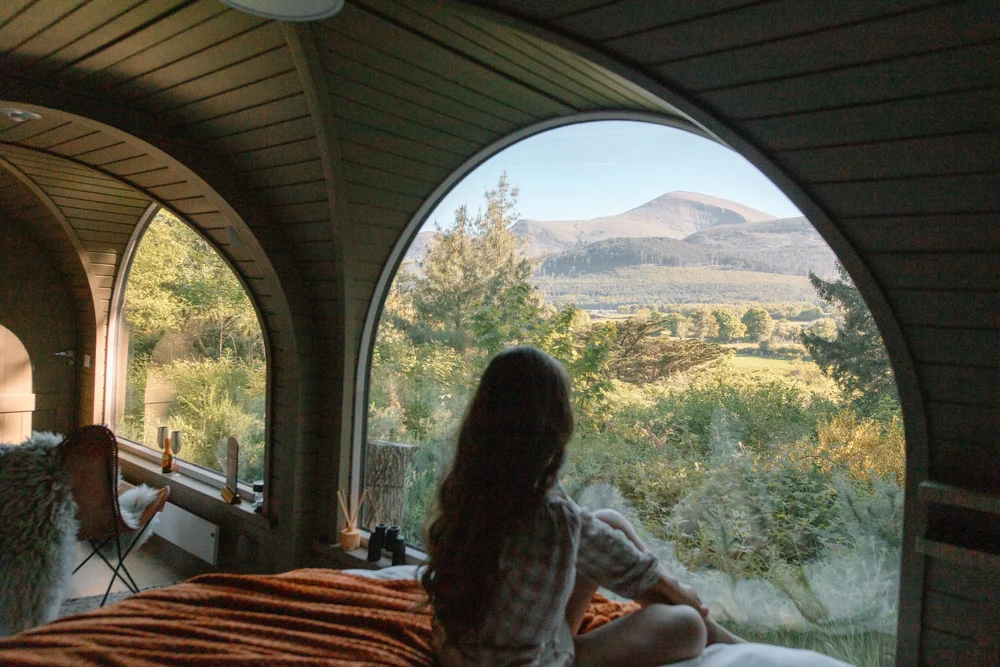 DREAMER'S DREY - LUXURY BUBBLE DOME IN IRELAND WITH HOT TUB — Enniskeen ...