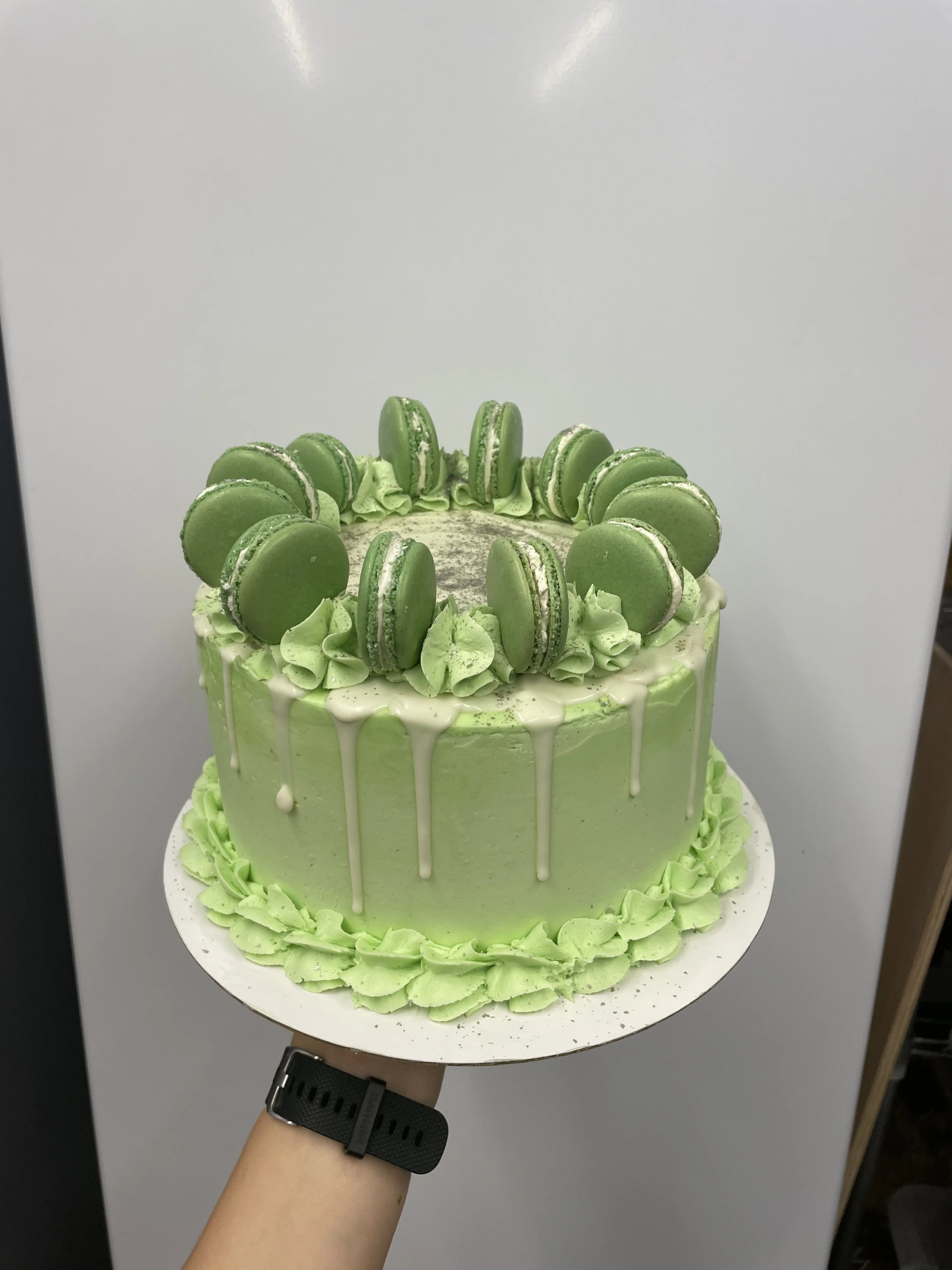 Order Custom Cakes — Edgie Eats