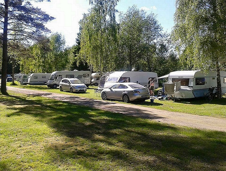 Camping — Rullsand Havsbad & Camping