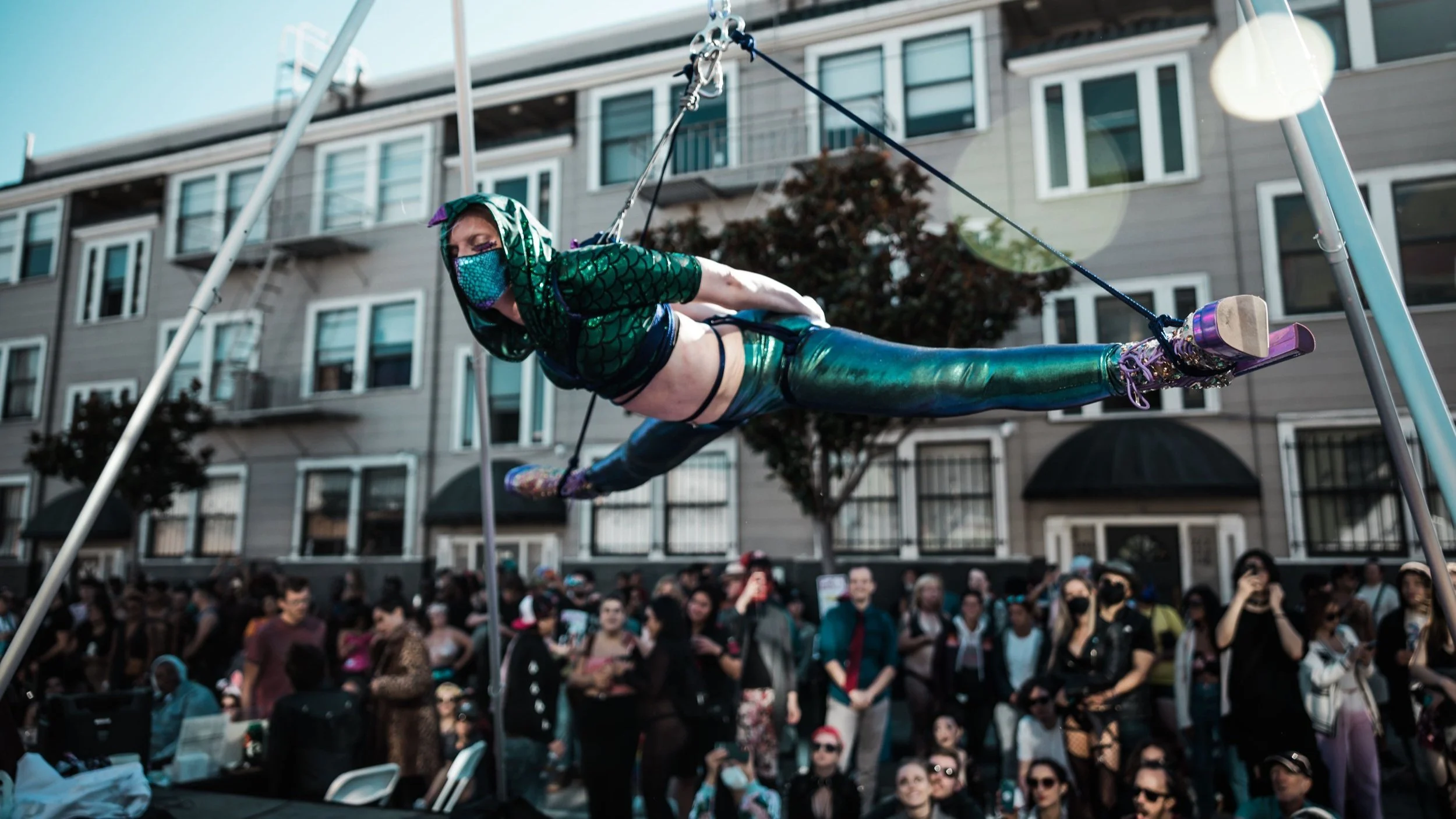 Performance — Twisted Windows