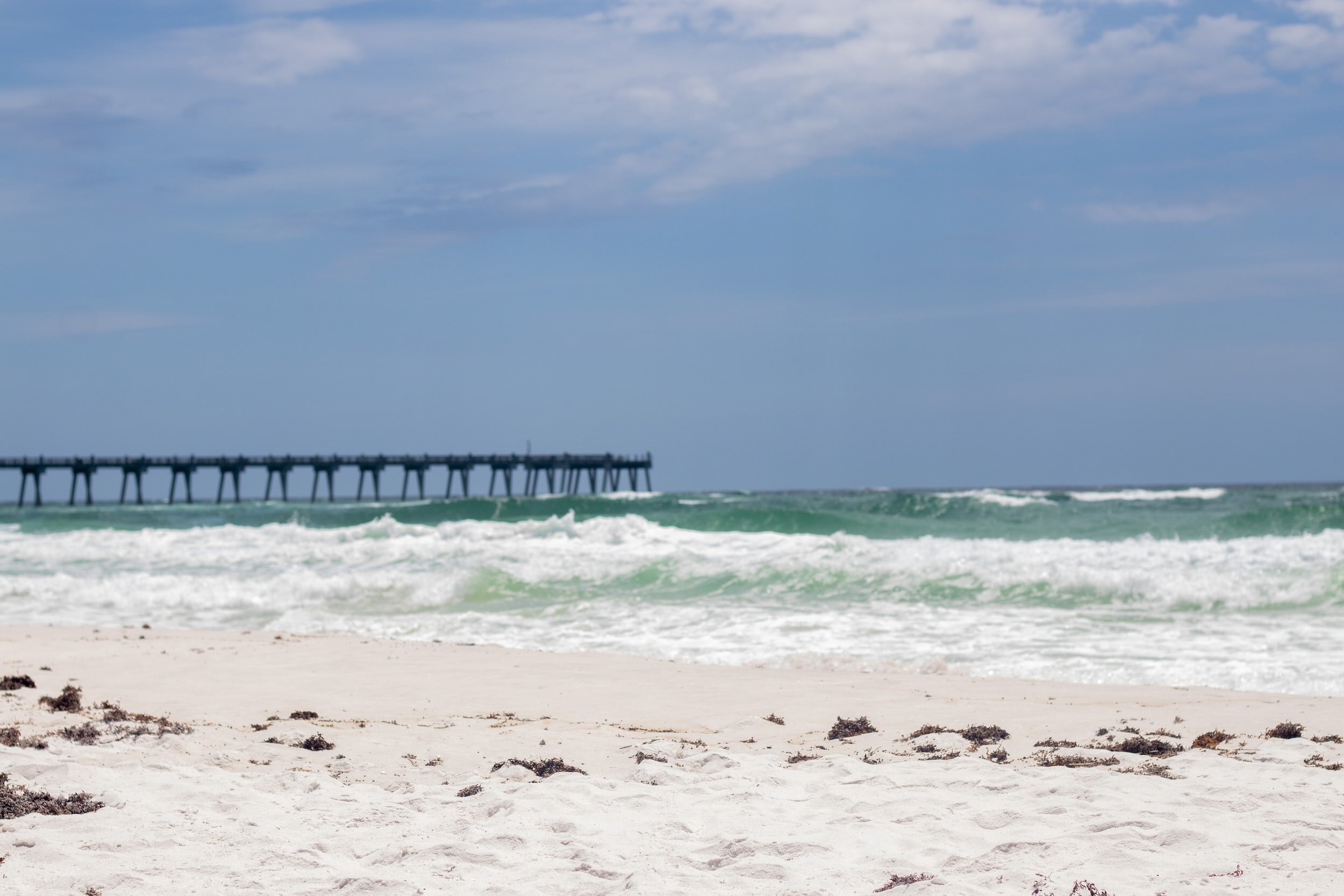 Bluesky Banners airplane beach aerial advertising in the gulf coast ...
