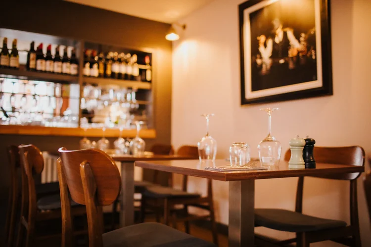 Eight Restaurant Baldock. Modern menu. Bar, Cocktails, bar snacks