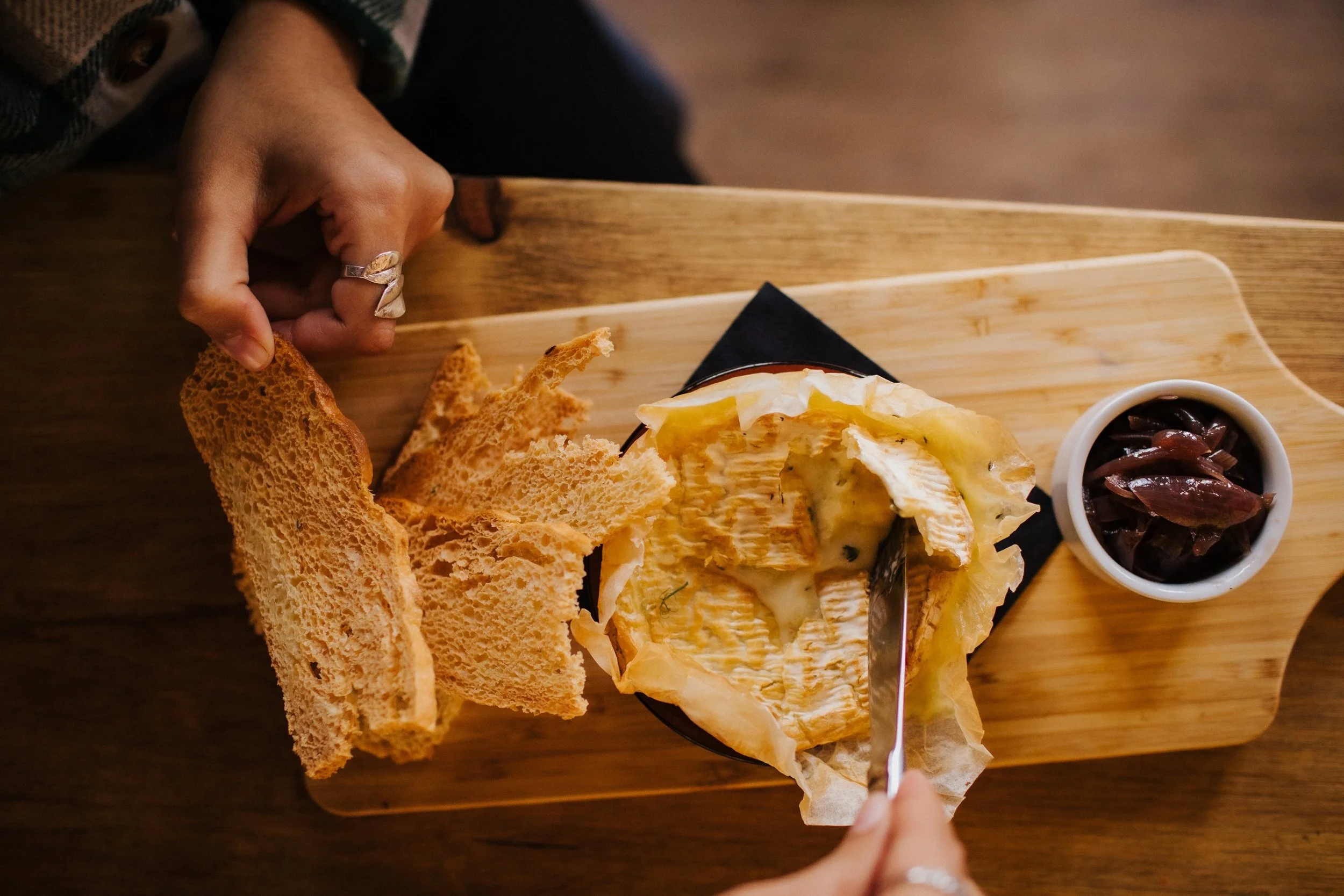 Eight Restaurant Baldock. Modern menu. Bar, Cocktails, bar snacks