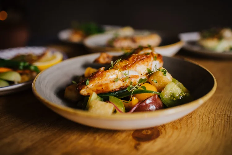 Eight Restaurant & Bar Baldock | Modern Menu, Cocktails & Bar Snacks