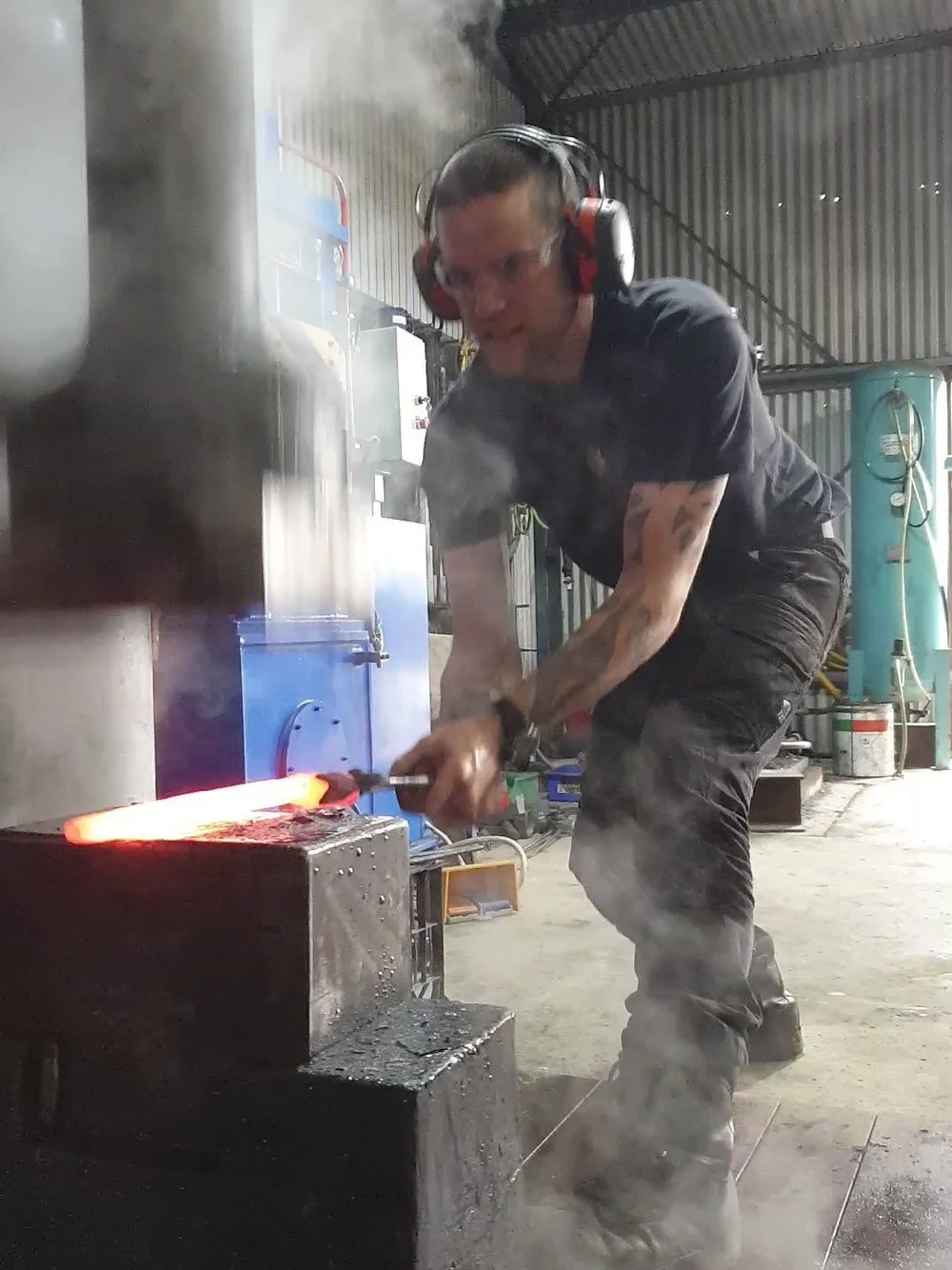 Murrill Forge knife Making Courses & Forging Experience Days
