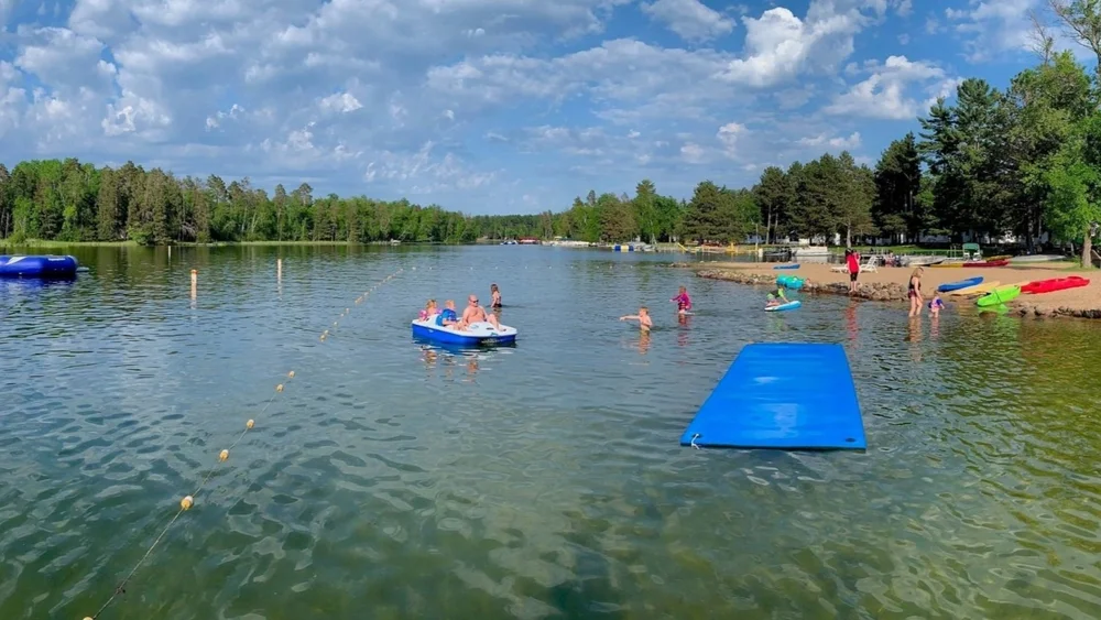 Clamshell Beach Resort Association