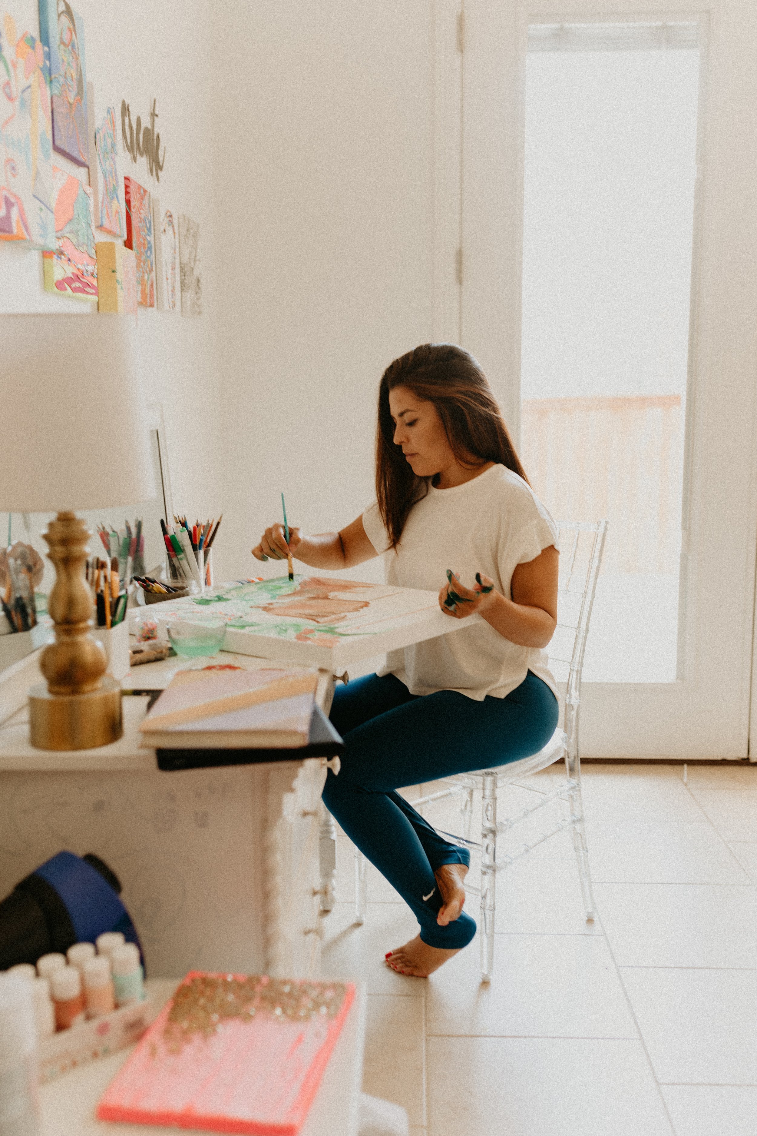 About — Alyssa Raymond - Modern Mexican American Illustrator and Muralist