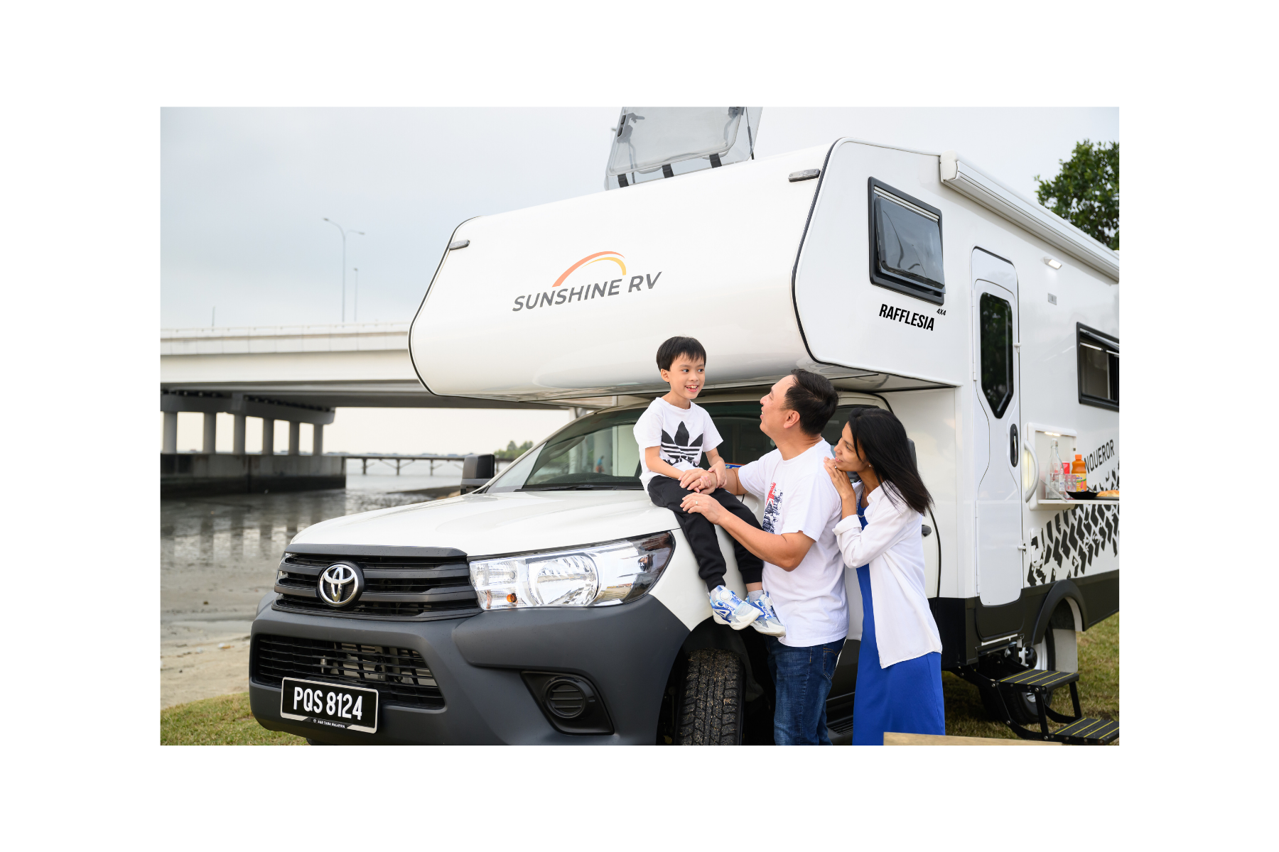 Motorhomes & Products — Sunshine RV