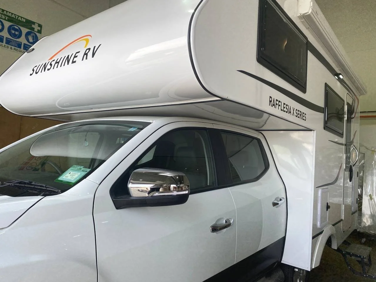 Motorhomes & Products — Sunshine RV
