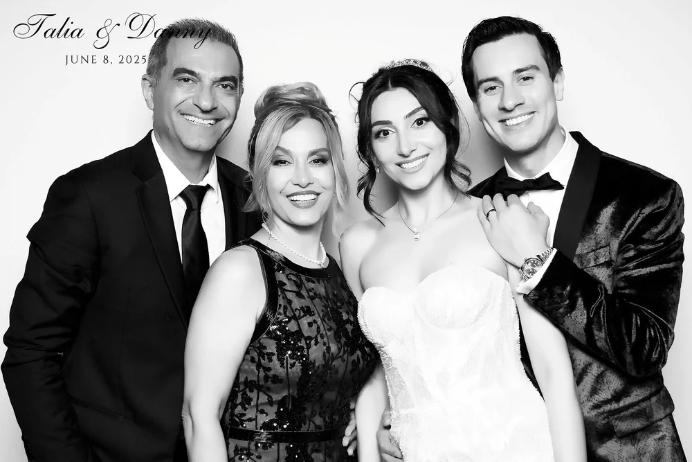 Halo Photo Booth Rental | Glam Photo Booths for Events in Woodland ...