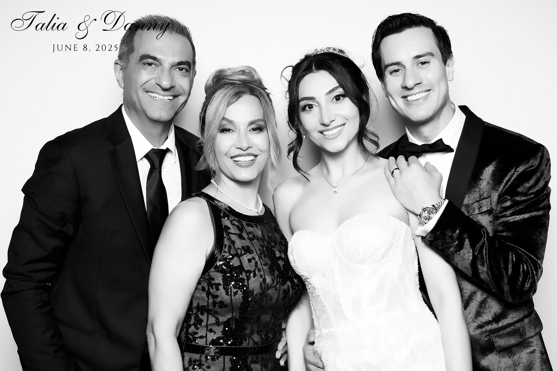 Halo Photo Booth Rental | Glam Photo Booths for Events in Woodland ...