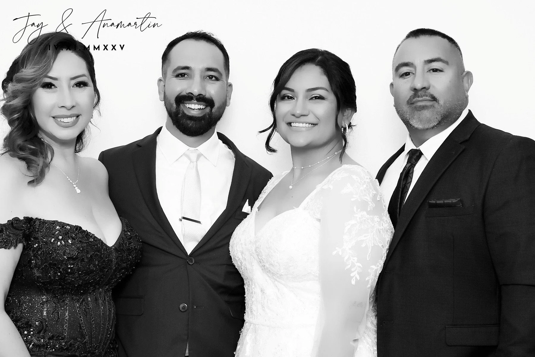 Halo Photo Booth Rental | Glam Photo Booths for Events in Woodland ...
