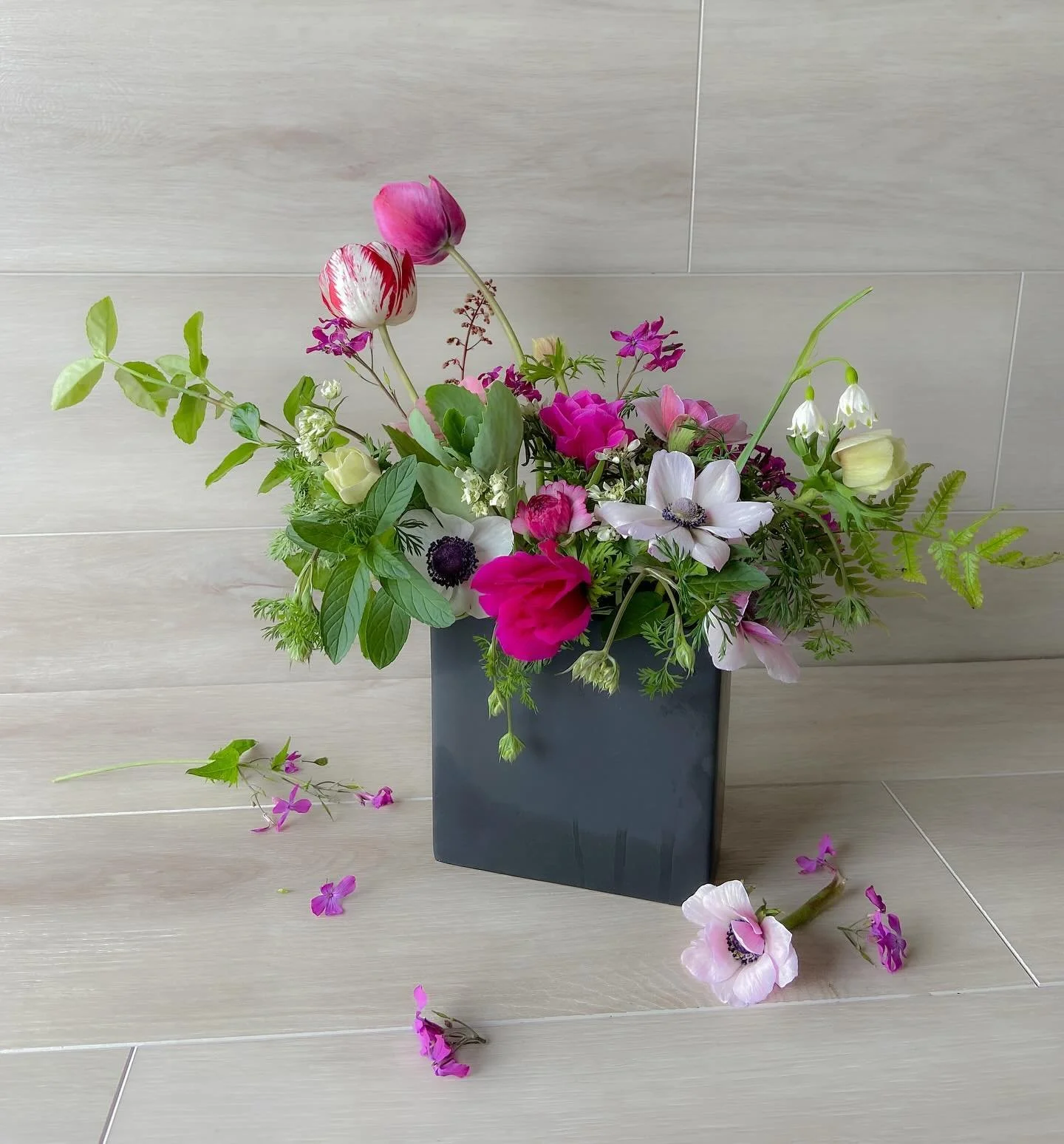 PROCLAMATION FLOWERS Flower farm + design studio, Wilmington, IL