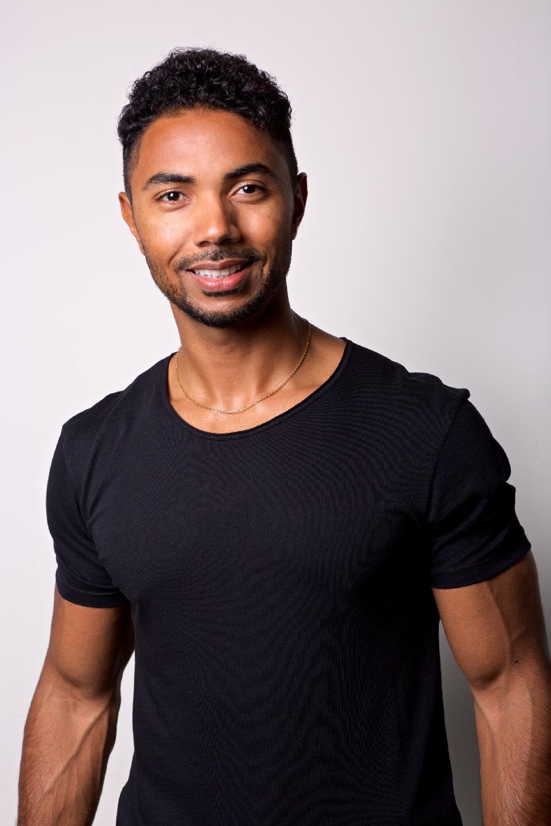 Meet the Team — Vicki Botnick, LMFT