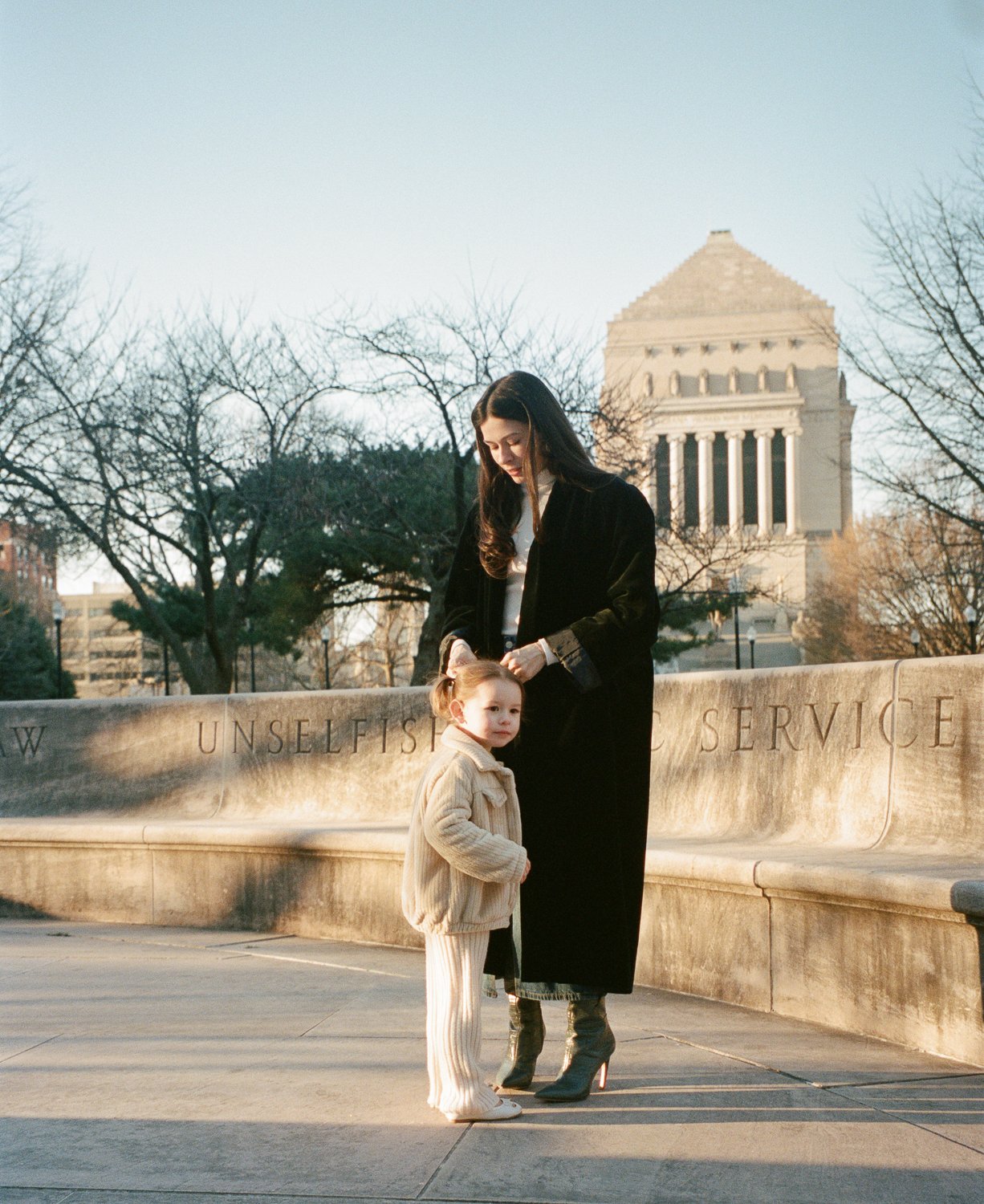 Mother Daughter Photoshoot during Sunset Downtown Indianapolis ...