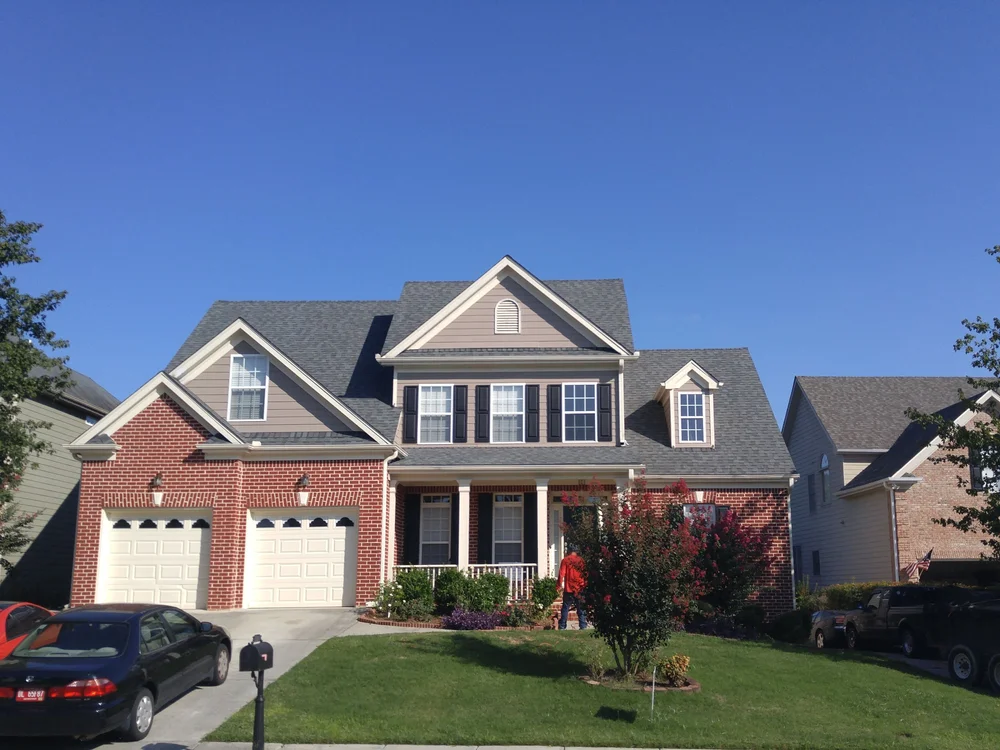 Pick out your shingle color! Colonial Slate — Lab Exteriors