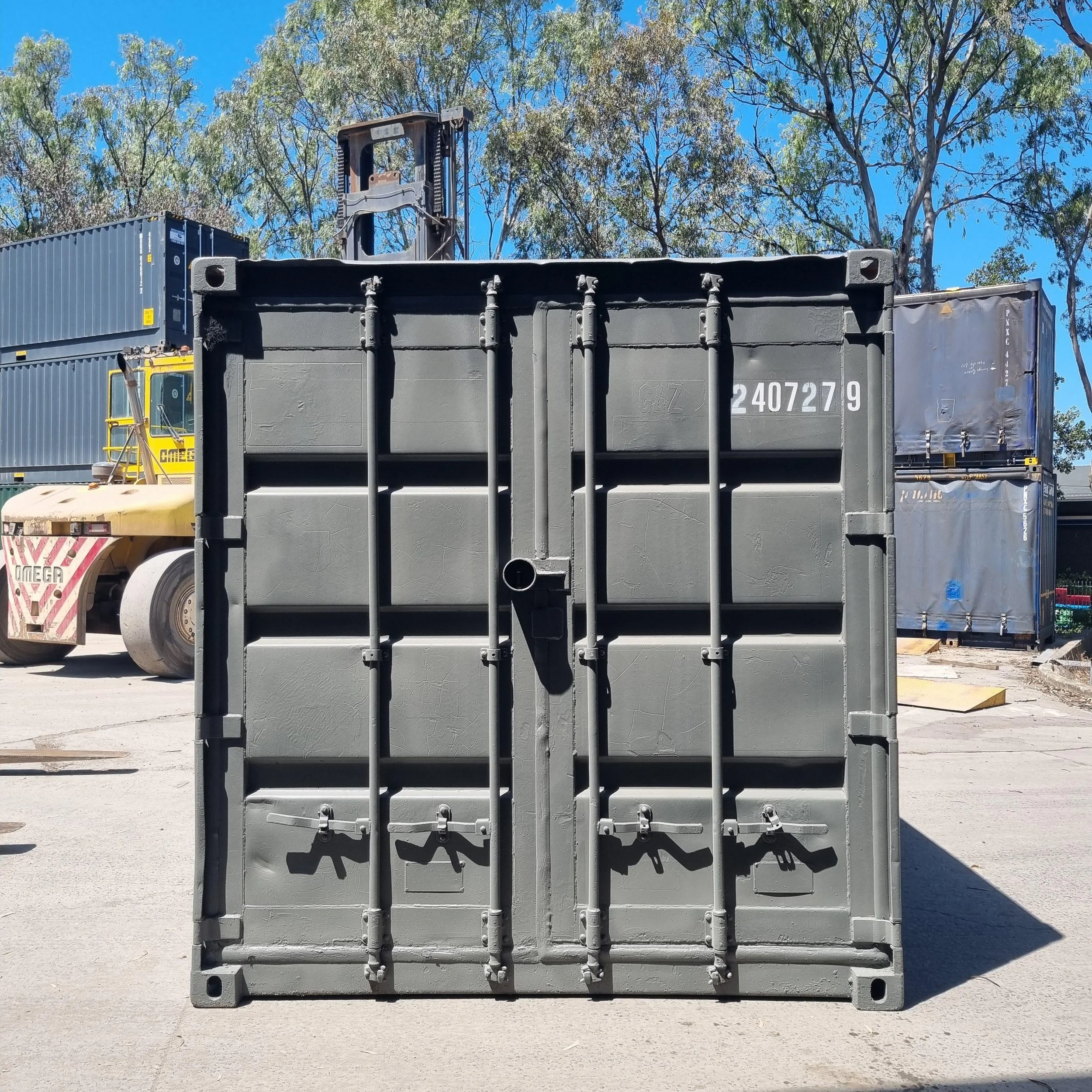 21ft Tradies Box Used Shipping Container Modified to Store 6m lengths ...