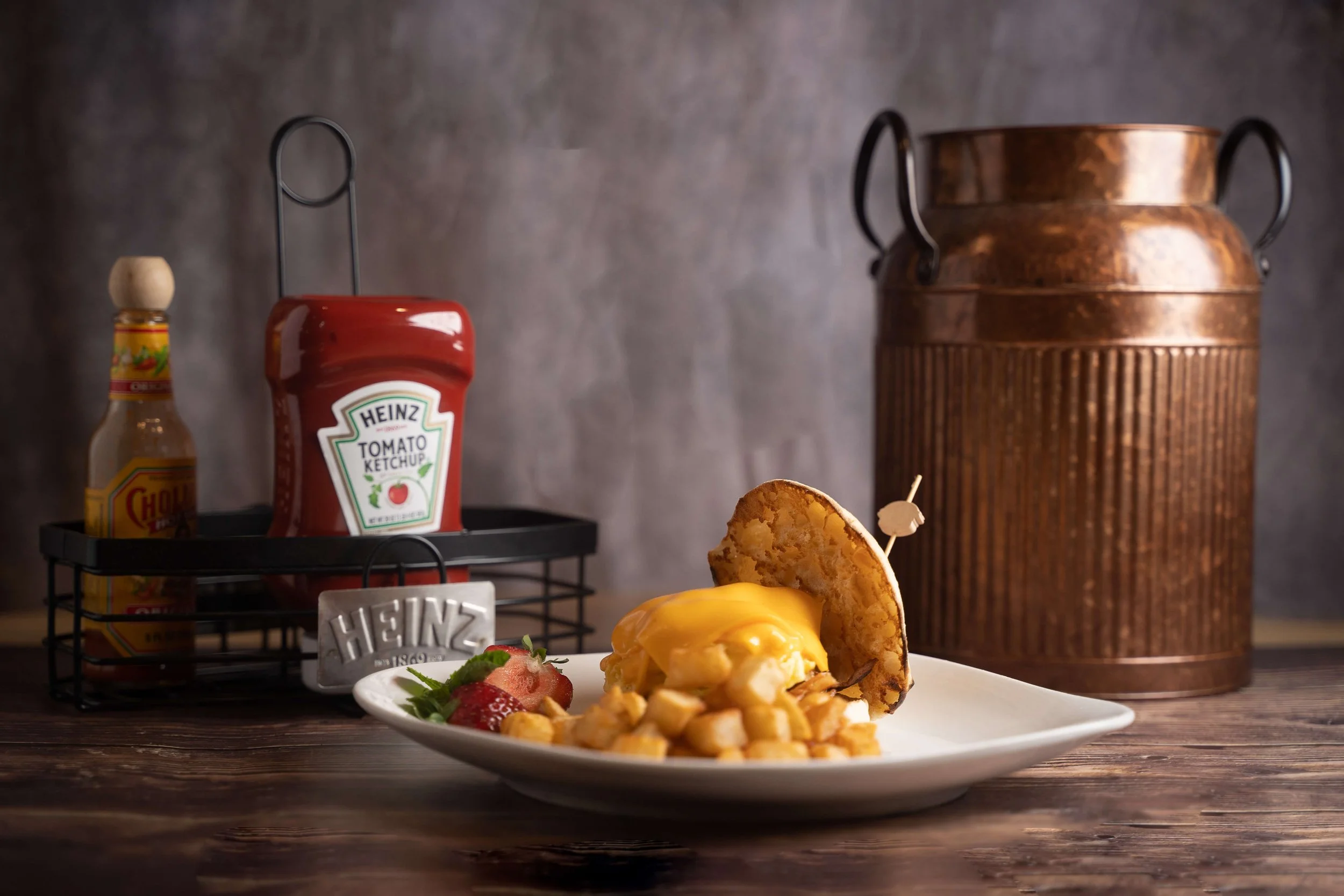 About us - American - Broadview Heights, OH - Royal Breakfast & More ...